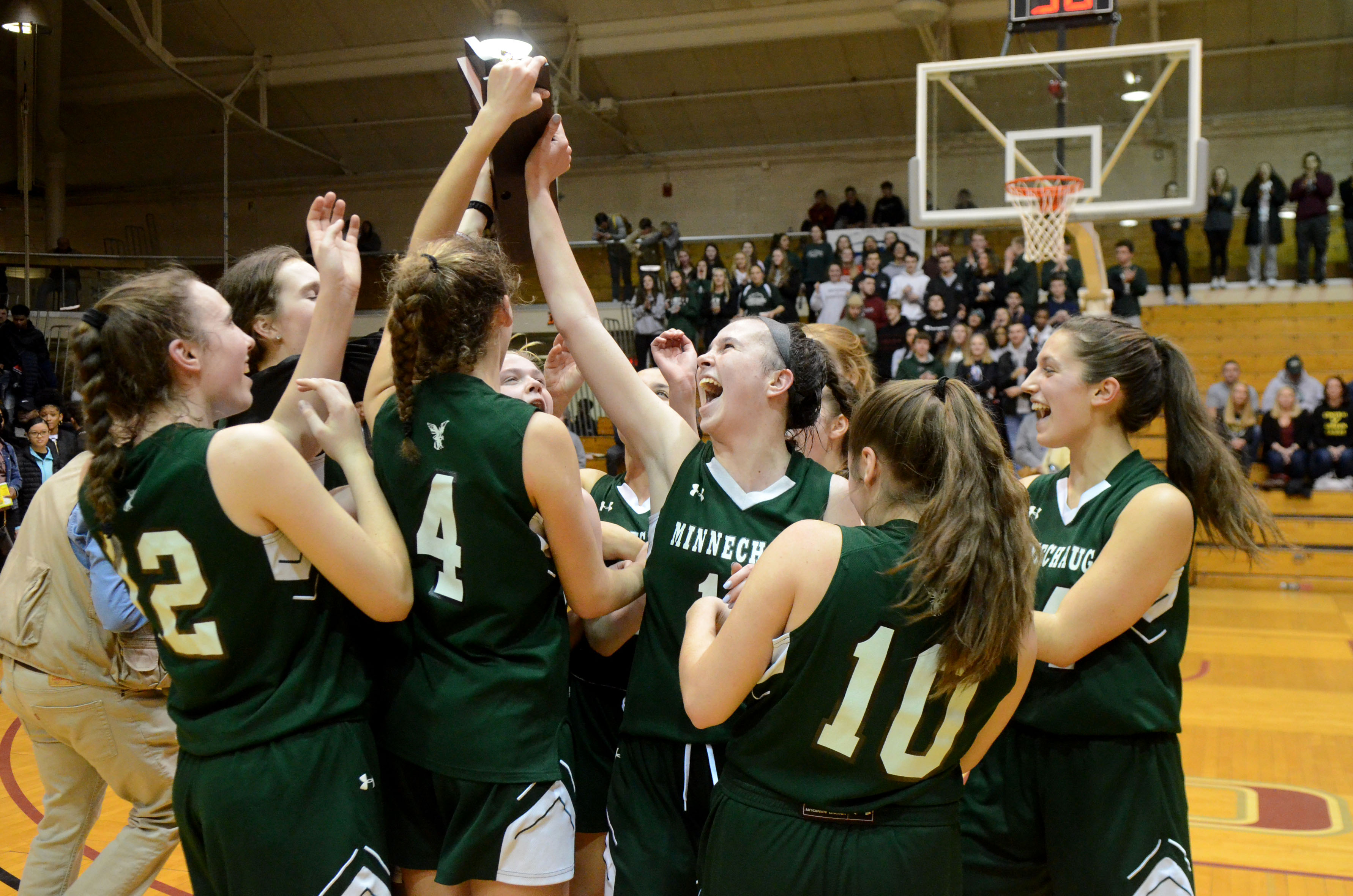 Minnechaug girls basketball defeats Central, claims WMass D-I crown ...
