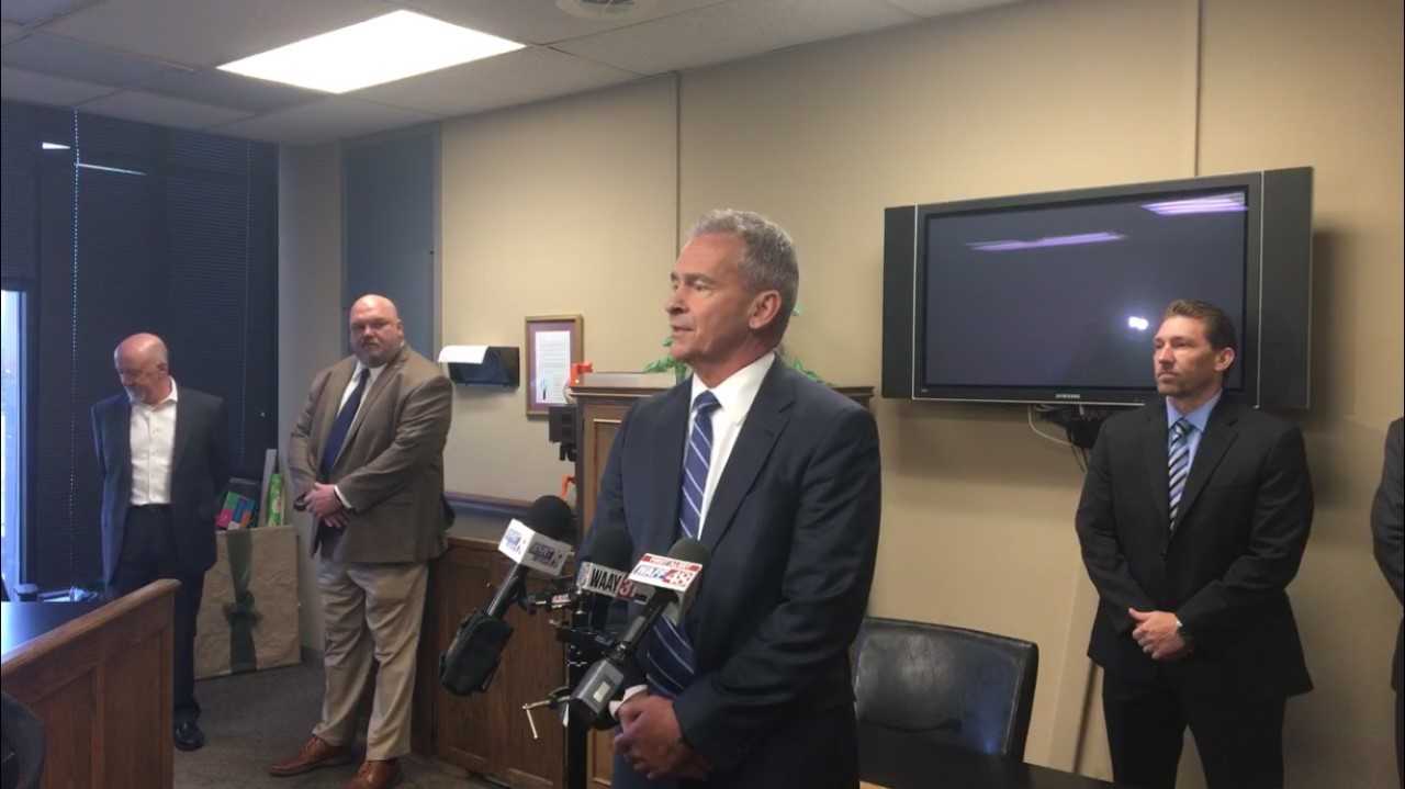 Huntsville police officer charged with murder - al.com