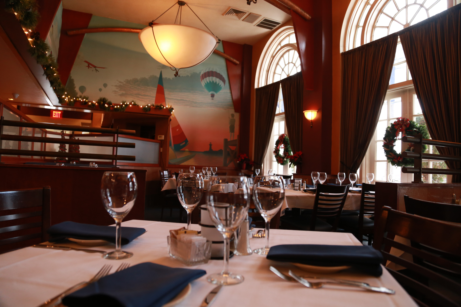 Don's Lighthouse Grille in Cleveland - cleveland.com