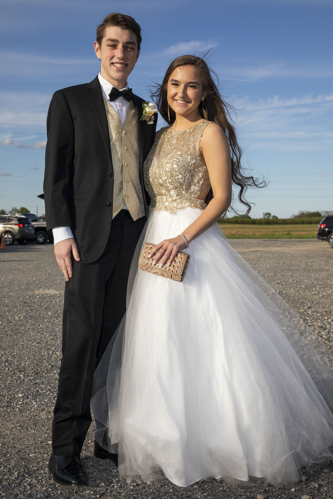 Camp Hill High School's 2019 Prom - pennlive.com