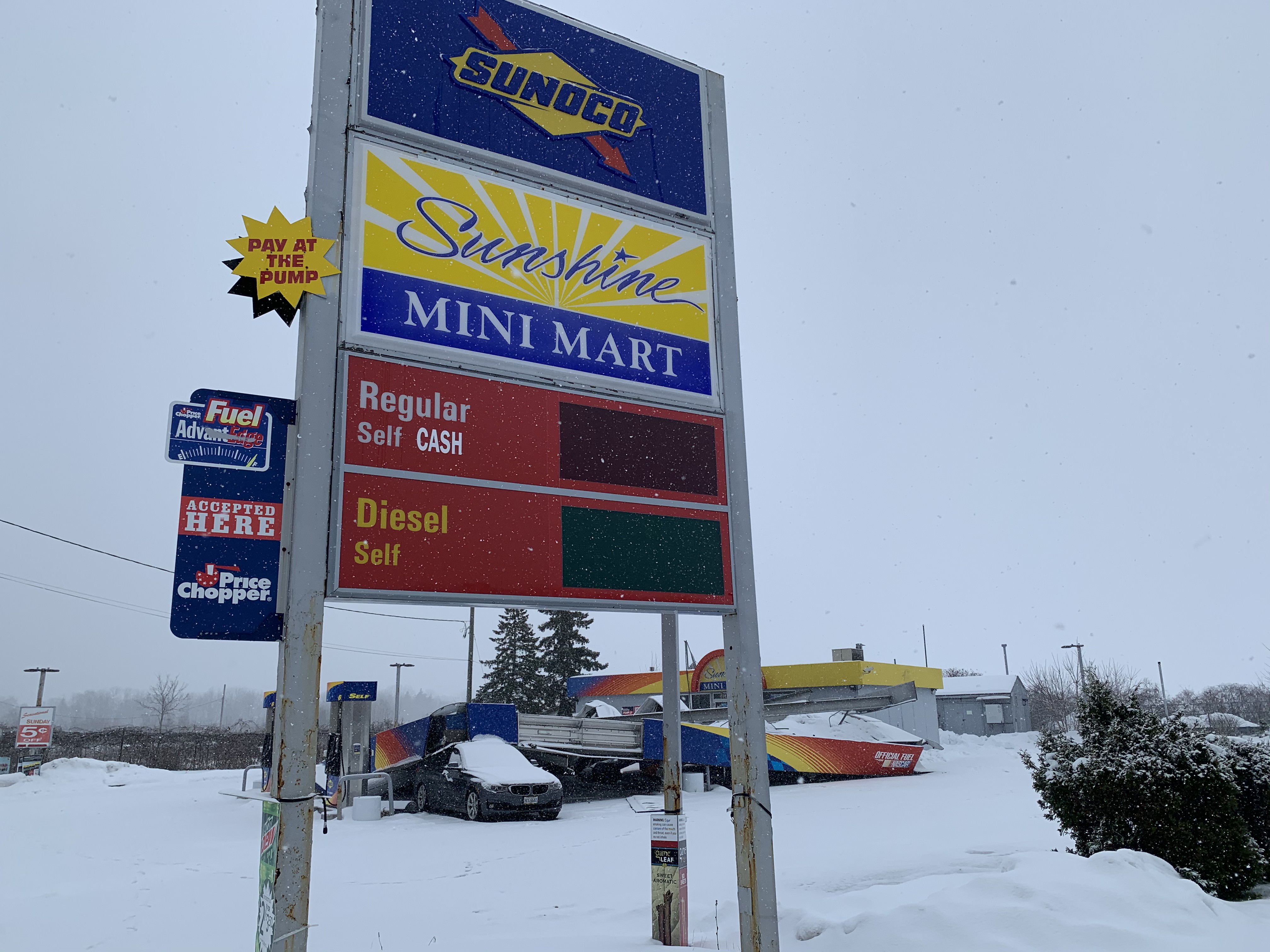 Canopy collapses at Cicero gas station - syracuse.com