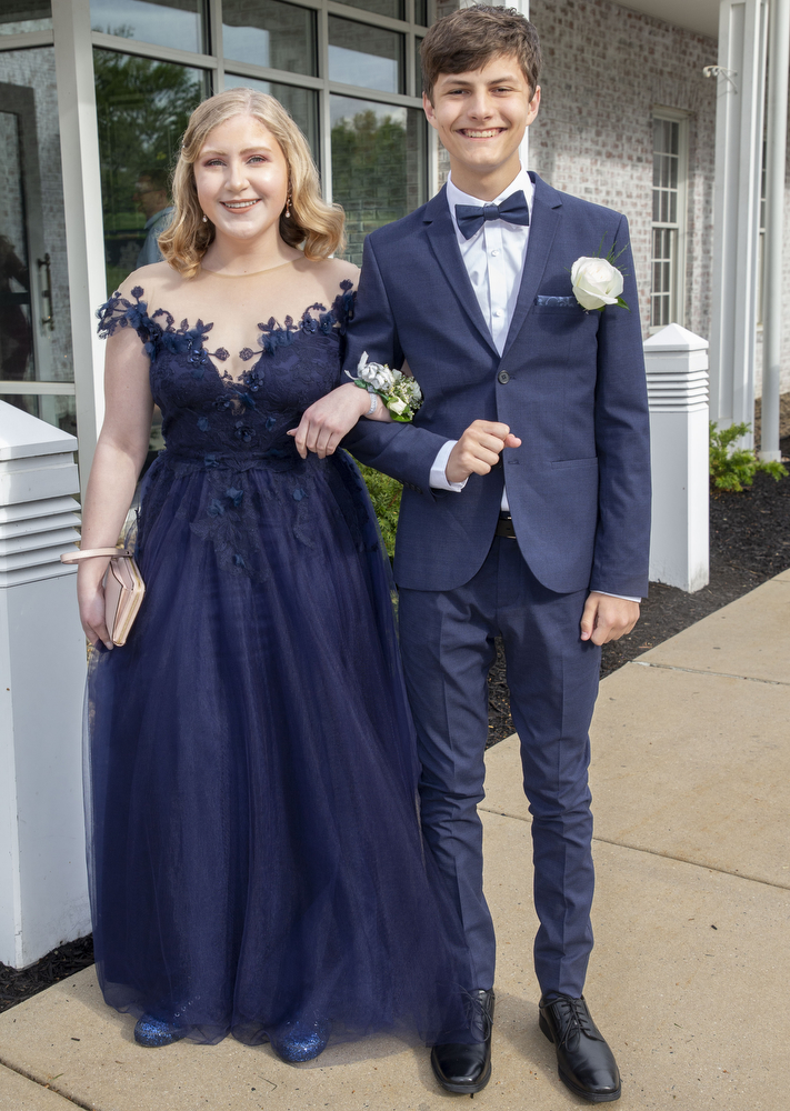 Trinity High School 2019 Prom at West Shore Country Club - pennlive.com