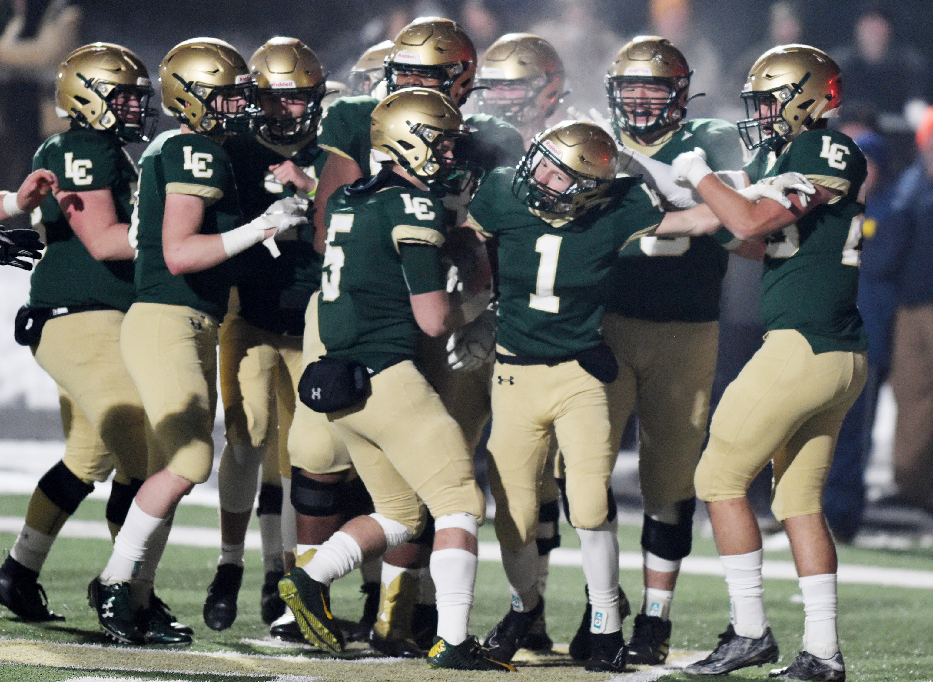 Lumen Christi hosts Schoolcraft in Division 7 regional final - mlive.com