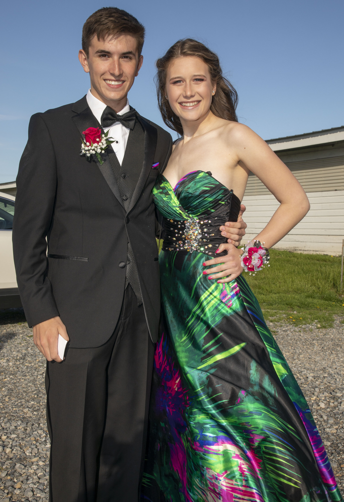 Camp Hill High School's 2019 Prom - pennlive.com