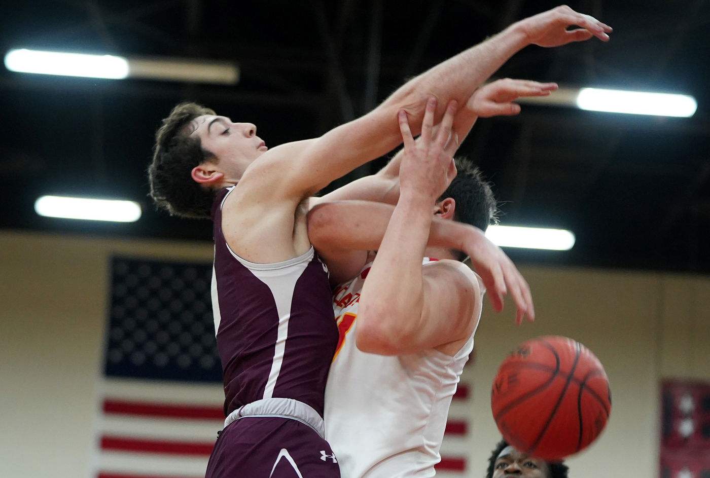 Bergen Catholic boys basketball plays St. Peter's Prep in North Jersey ...