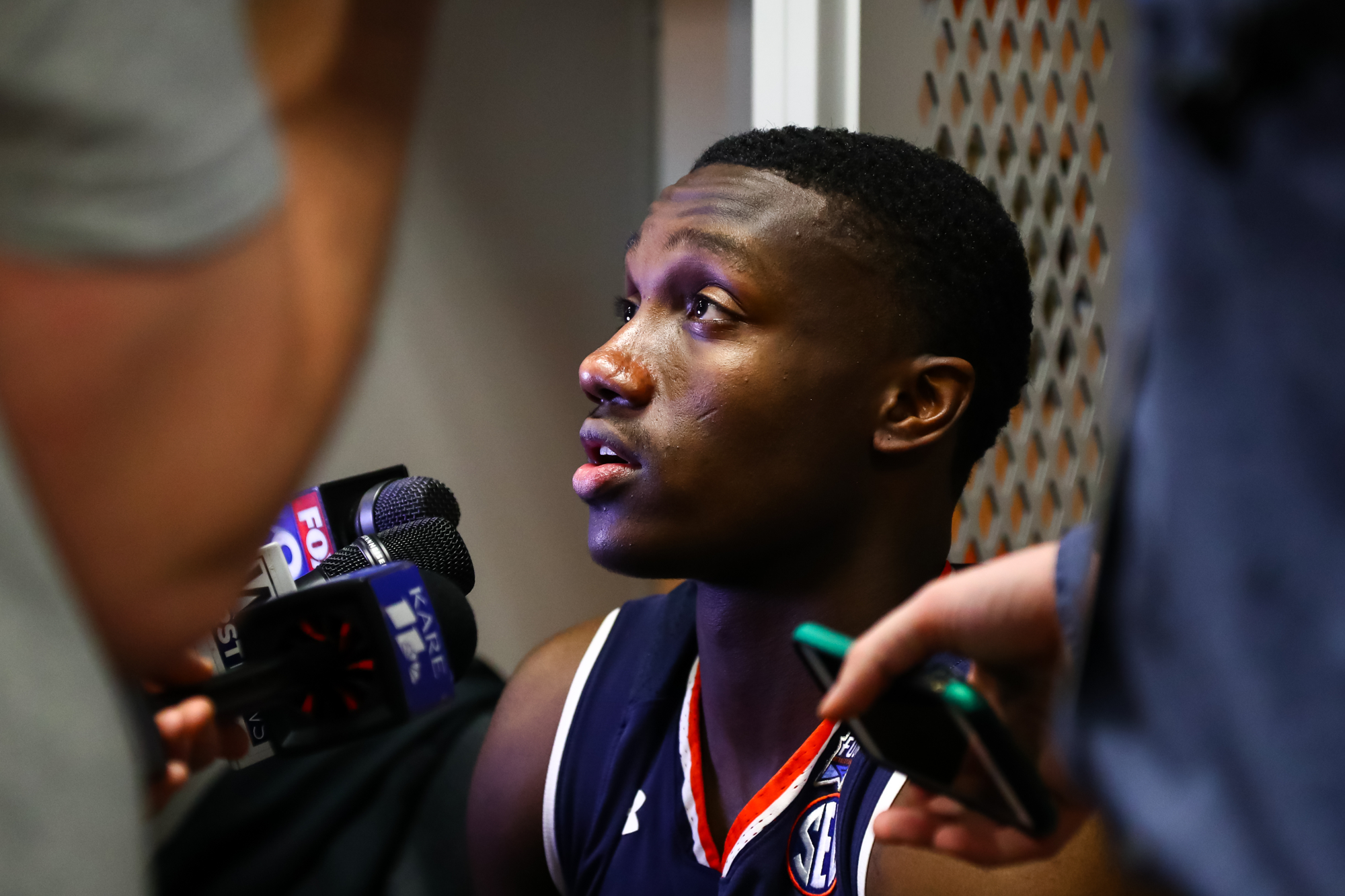 Auburn Tigers vs. Virginia Cavaliers Final Four Basketball - cleveland.com