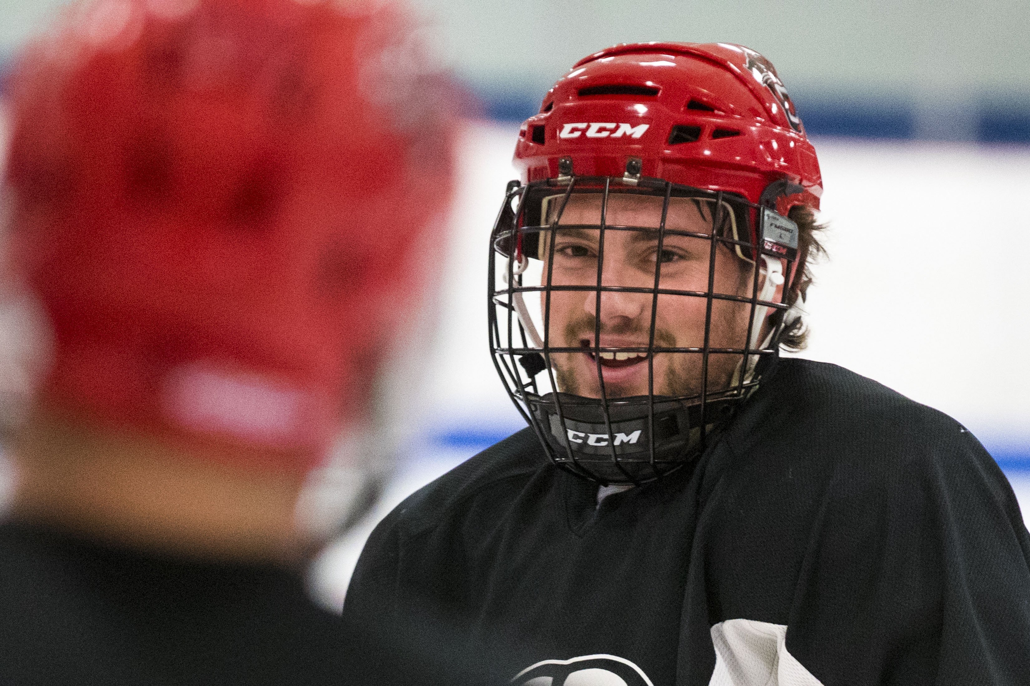 Heart donor's family embraces transplant recipient at emotional ...