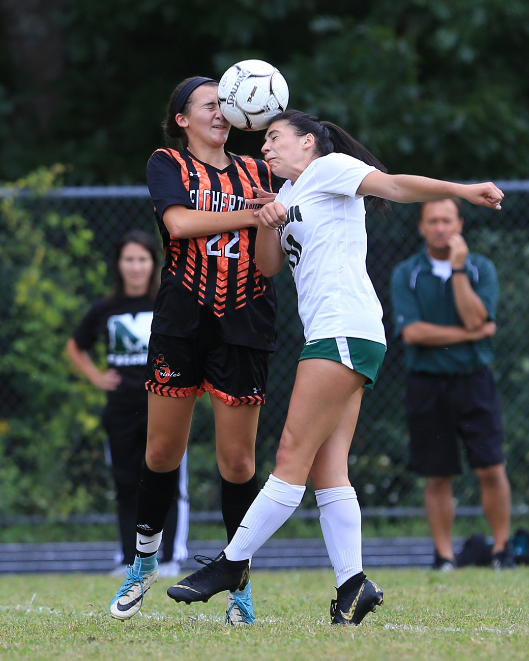Minnechaug vs Belchertown Soccer - masslive.com