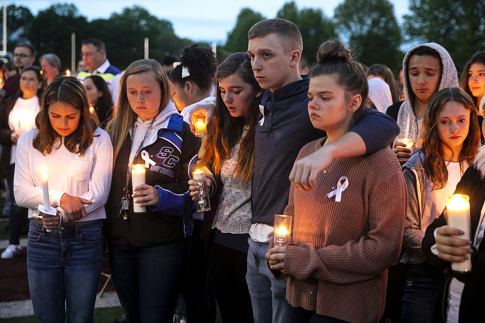 Hundreds mourn Alexis “Lexi” Faye at vigil in Newton - nj.com