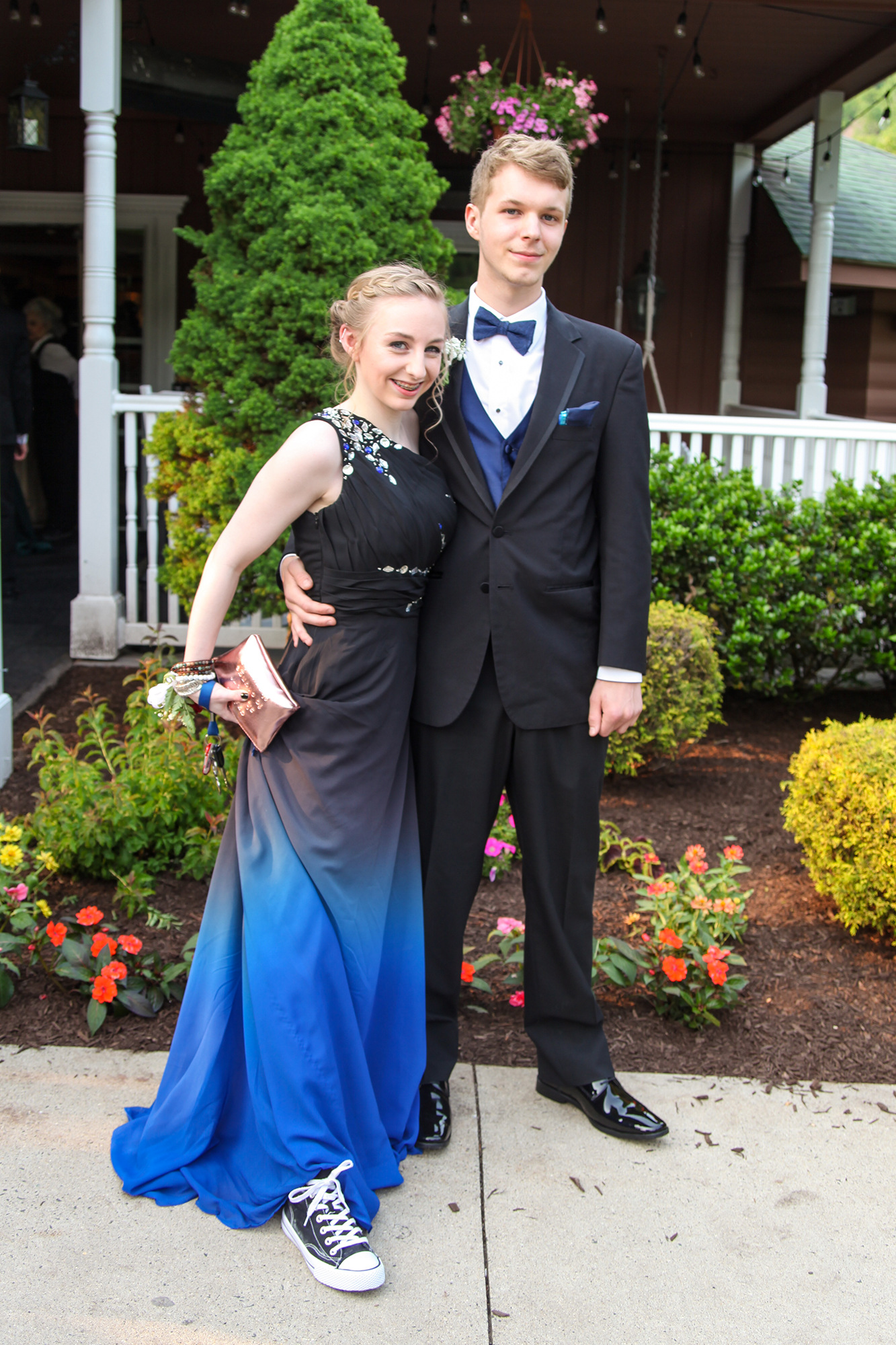 2019 Prom Photos: Chicopee Comp High School Senior prom at The Log ...