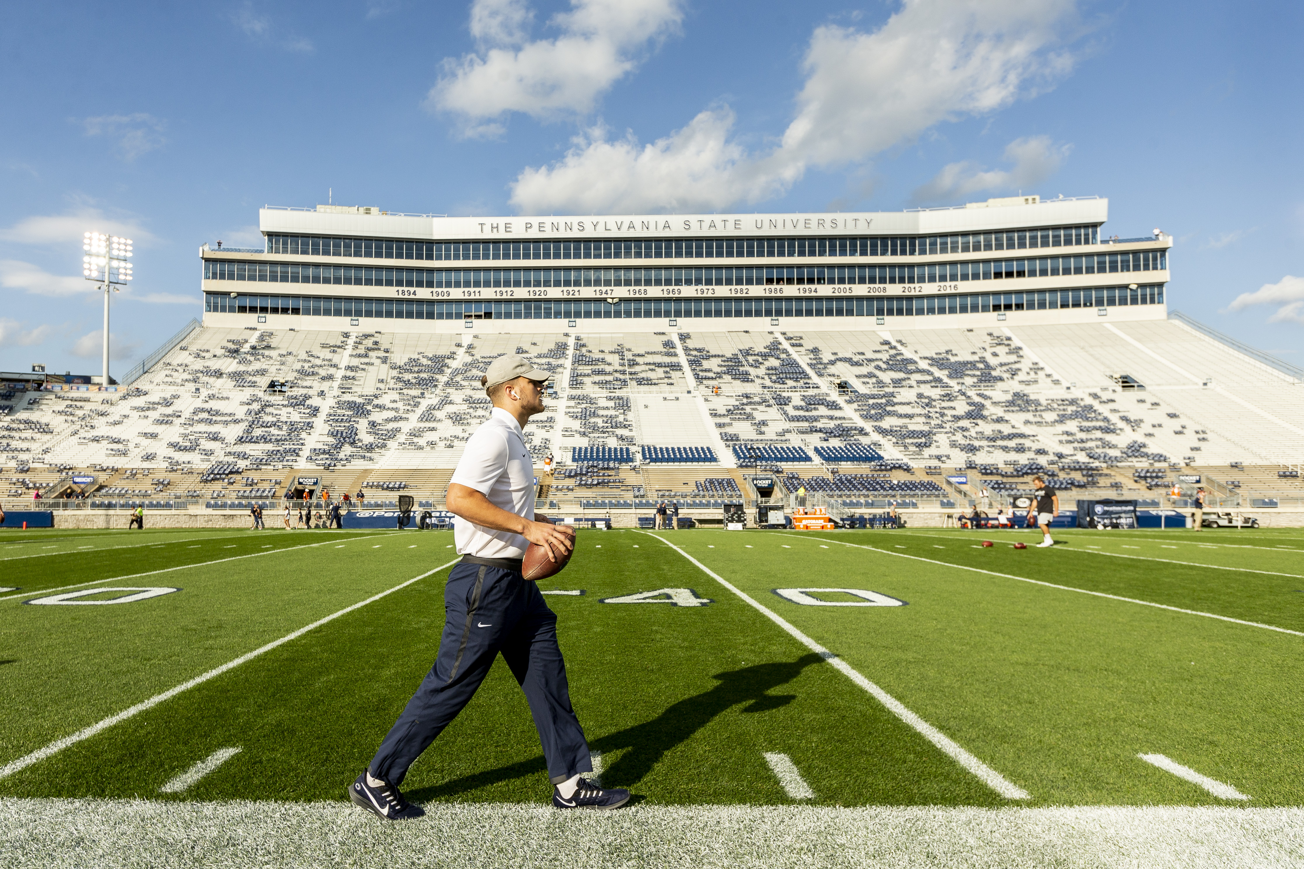 Penn State football halftime analysis: Sluggish Lions trail Buffalo 10 ...