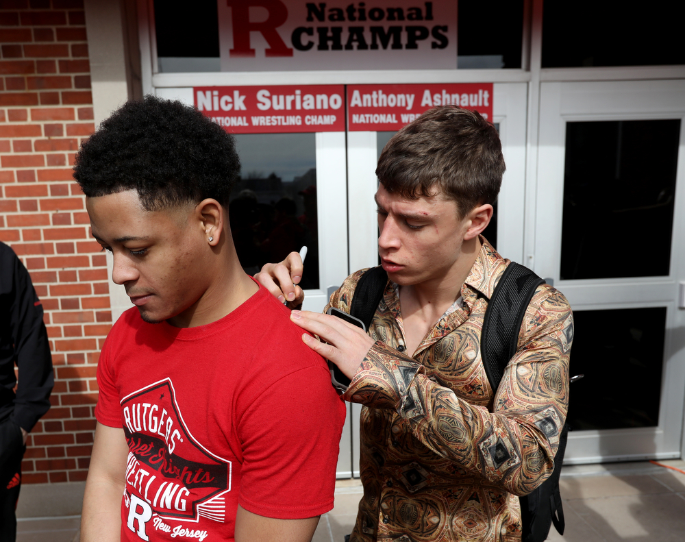 Rutgers NCAA wrestling champions come home - nj.com