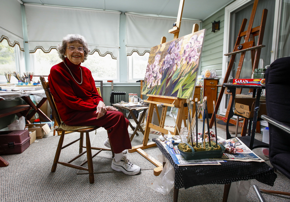 99 year-old artist Edith Roeder - lehighvalleylive.com