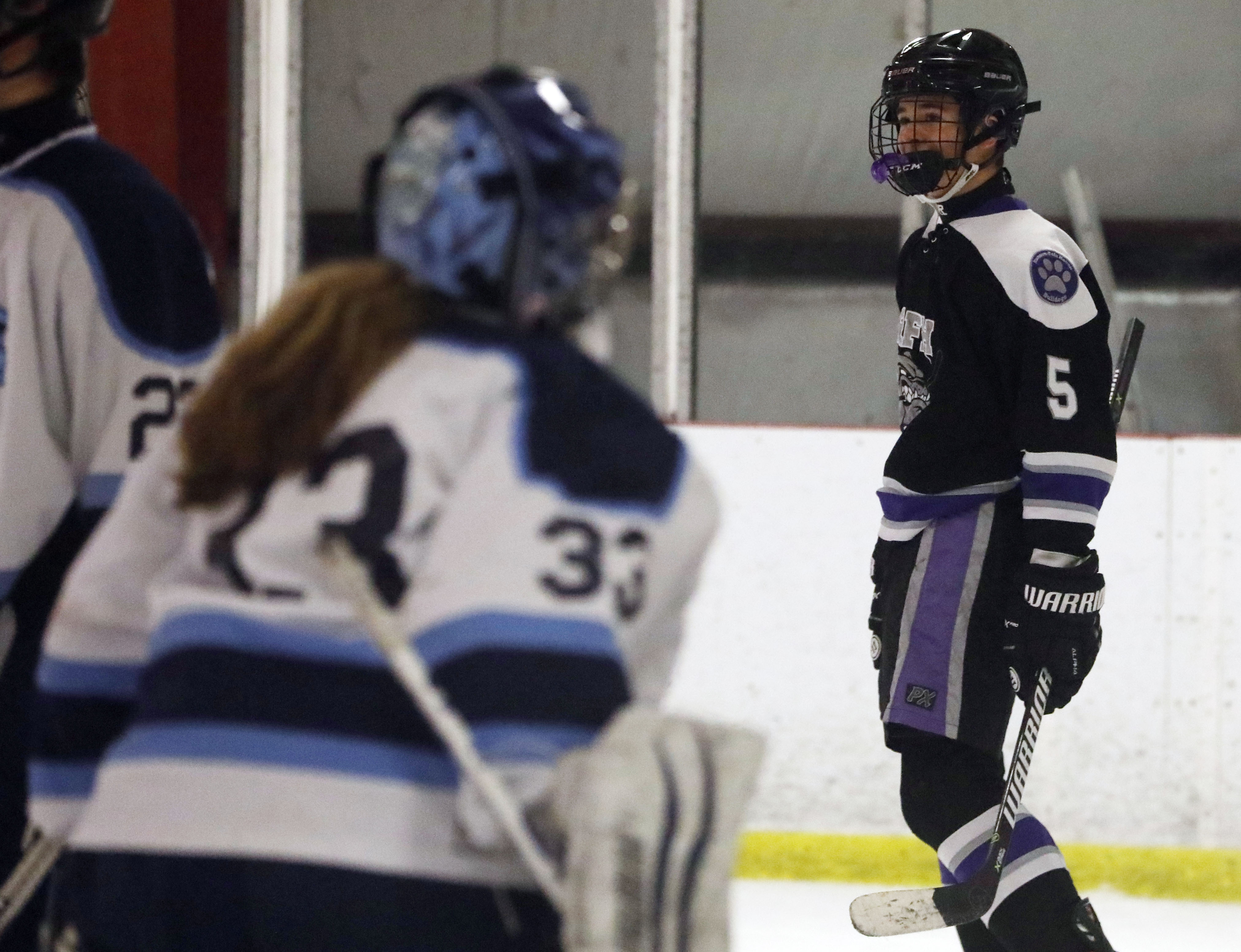 Boys Ice Hockey: Rumson-Fair Haven defeats Freehold Township - nj.com