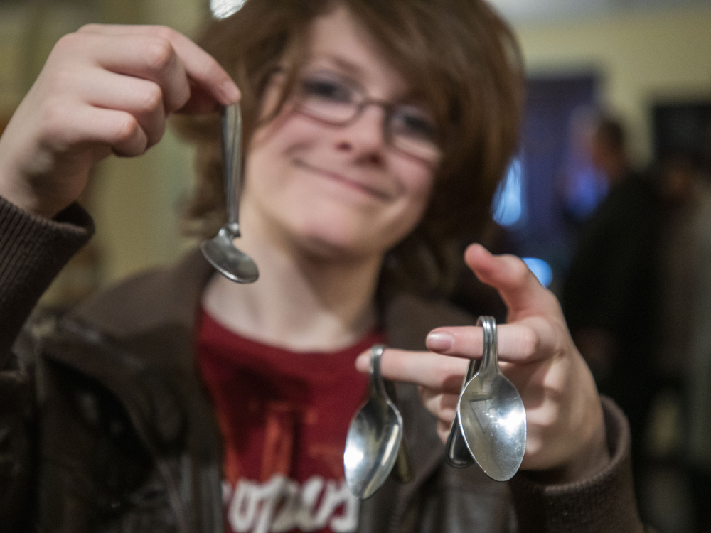 Bending spoons with your mind! - pennlive.com
