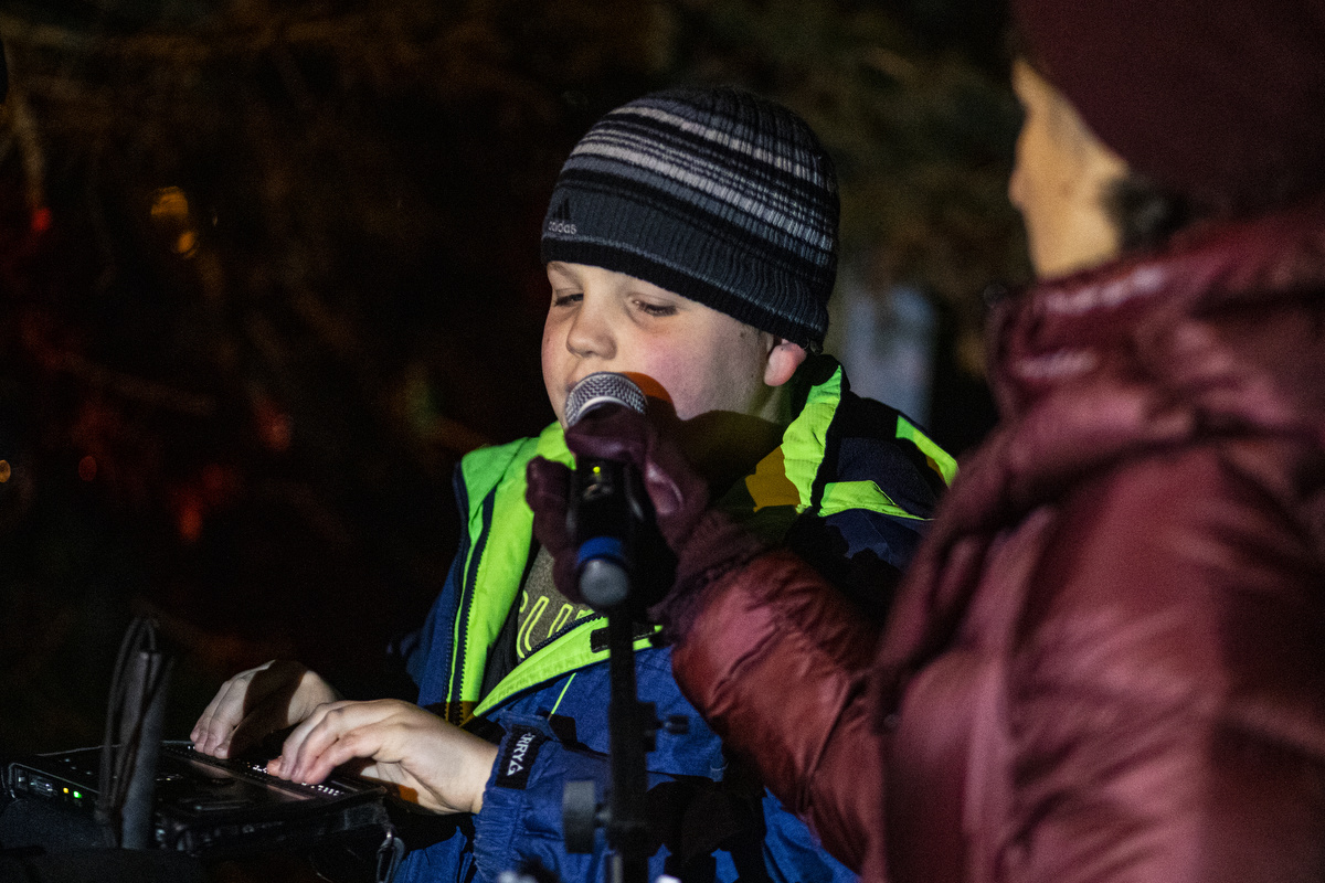 Portage tree lighting ceremony 2019 - mlive.com