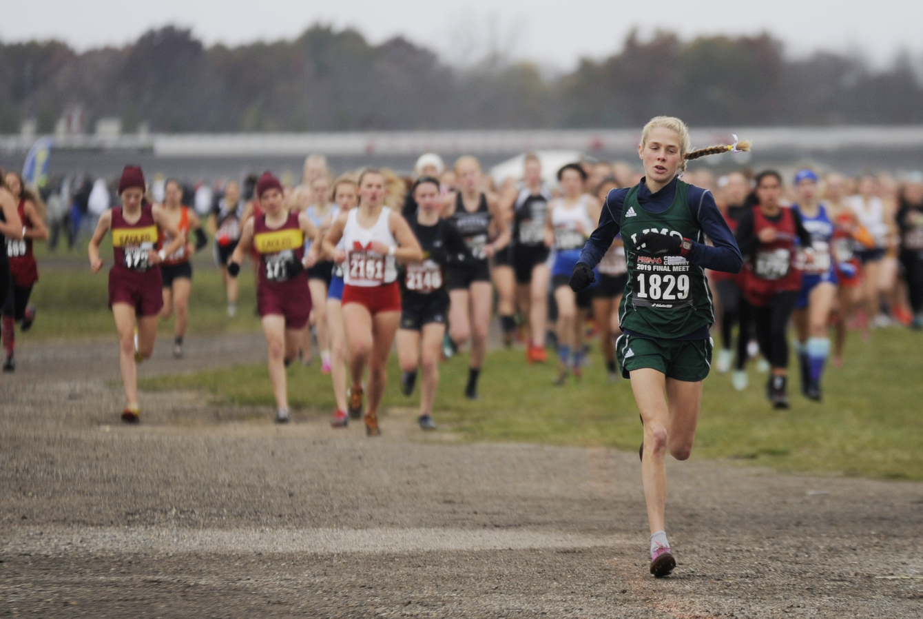 Our favorite 40 photos from the 2019 Michigan high school cross country ...