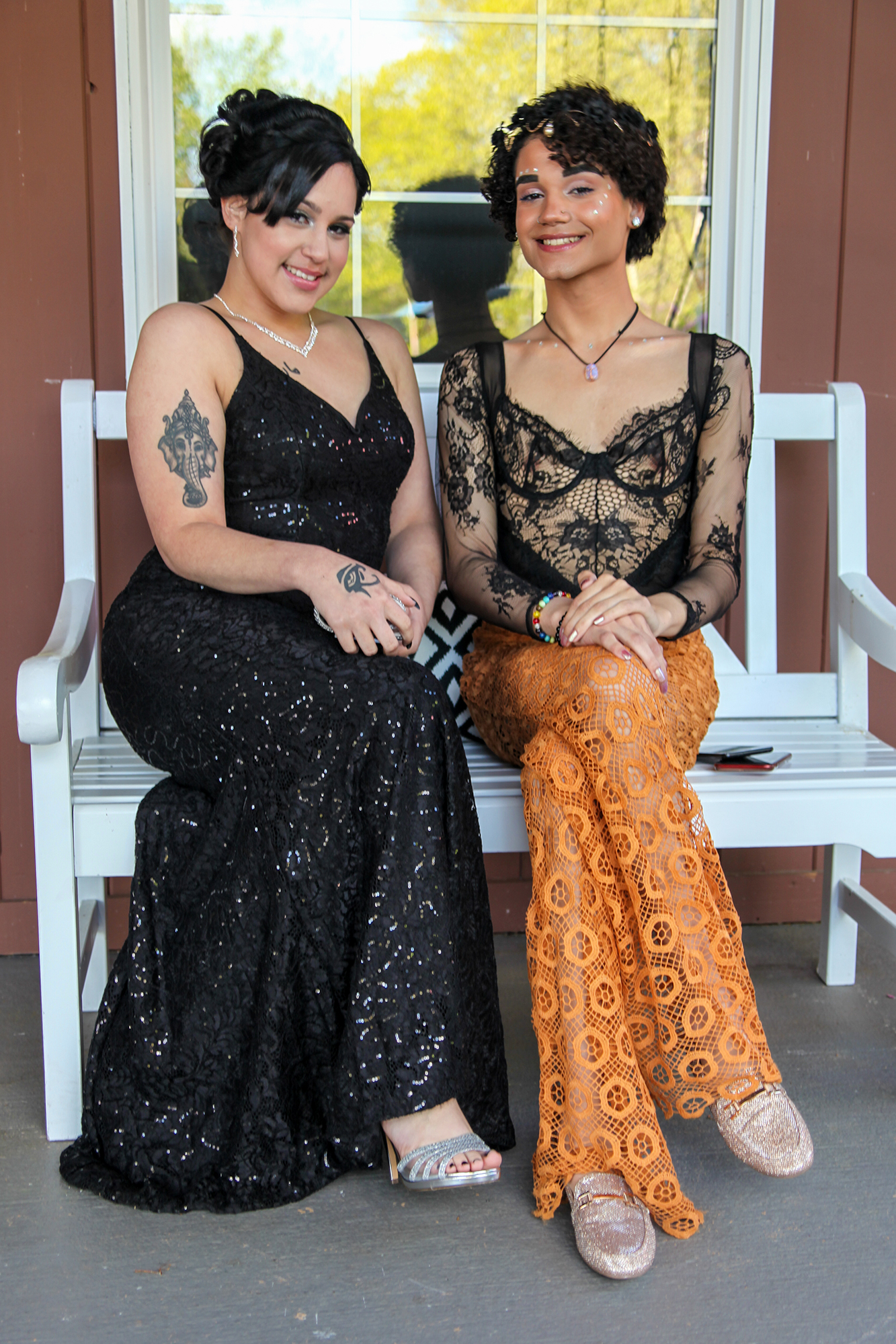 2019 Prom Photos: Paulo Freire Social Justice Charter School at The Log ...
