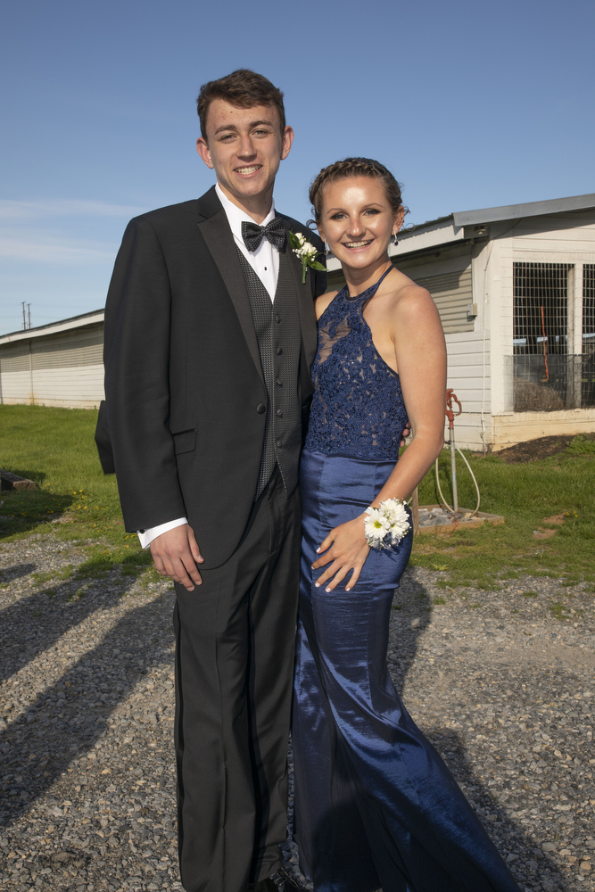 Camp Hill High School's 2019 Prom - pennlive.com