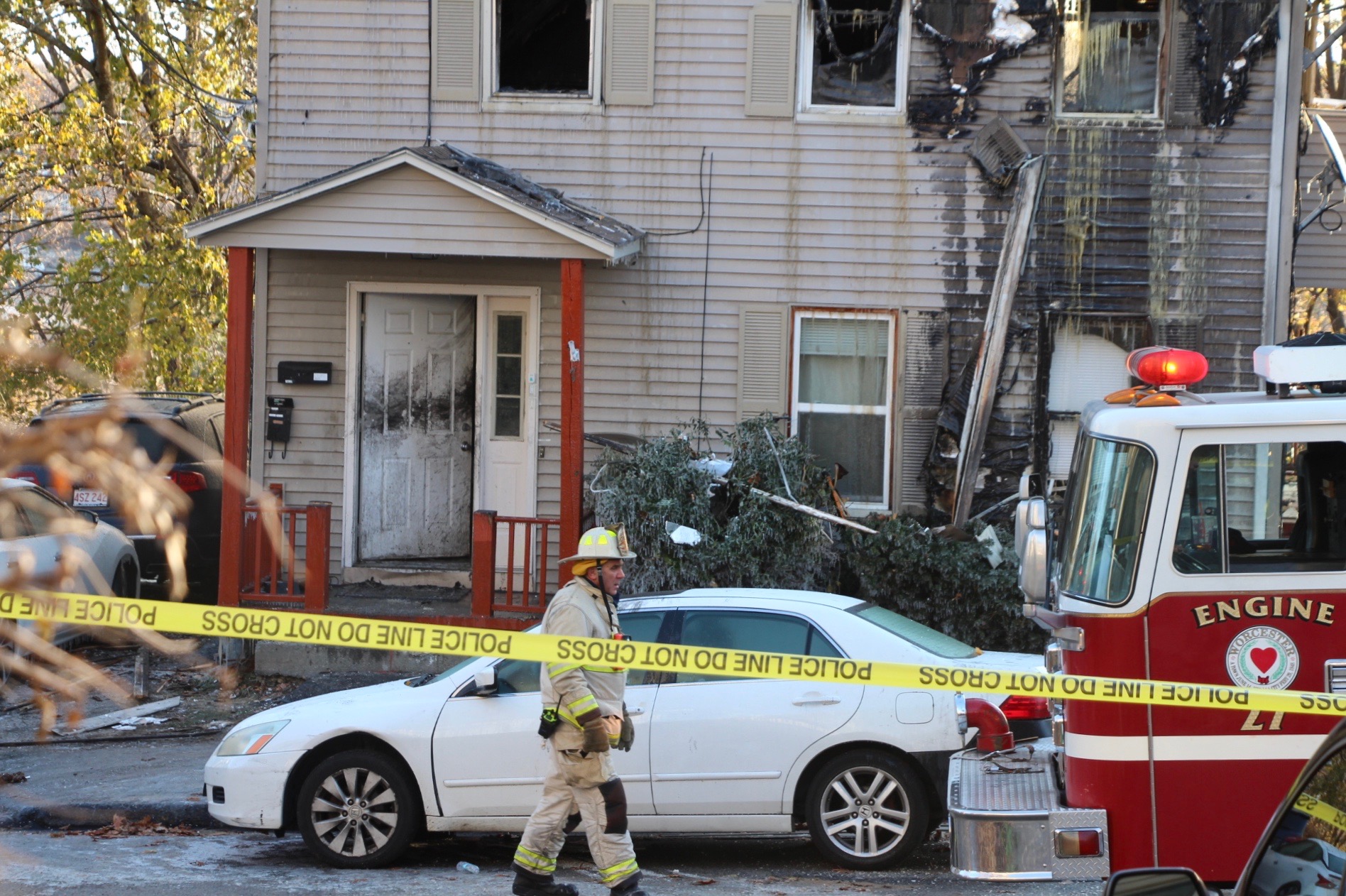 Stockholm Street fire in Worcester claims life of WFD Lt. Jason Menard ...
