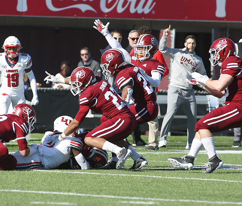 UMass Football vs Liberty 11/2/19 - masslive.com