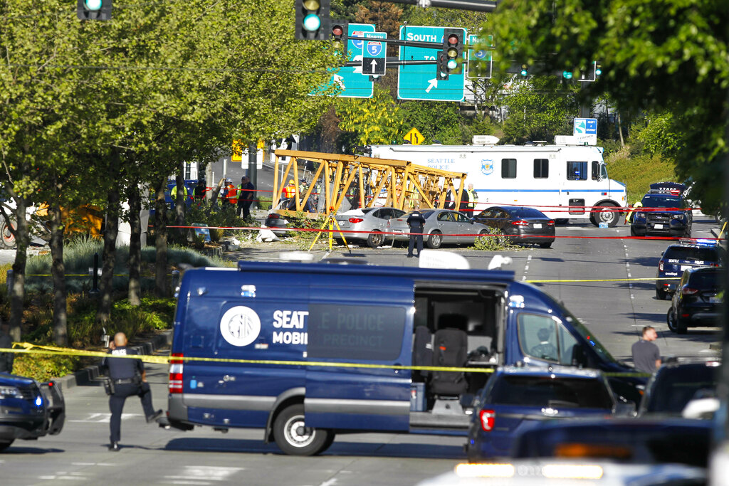 Toppled crane kills 4 in Seattle - pennlive.com