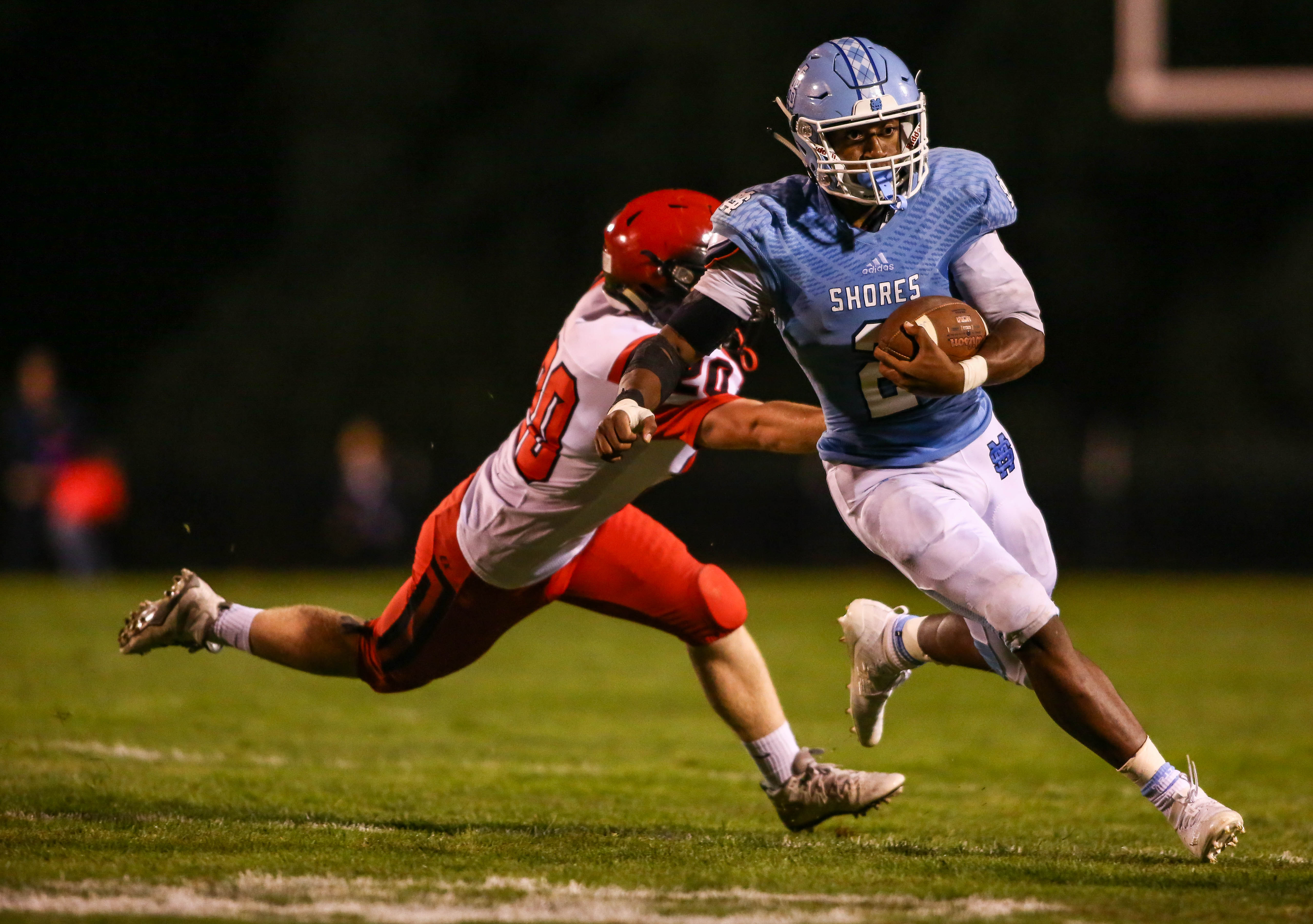 Mona Shores defeats East Kentwood in season opener - mlive.com
