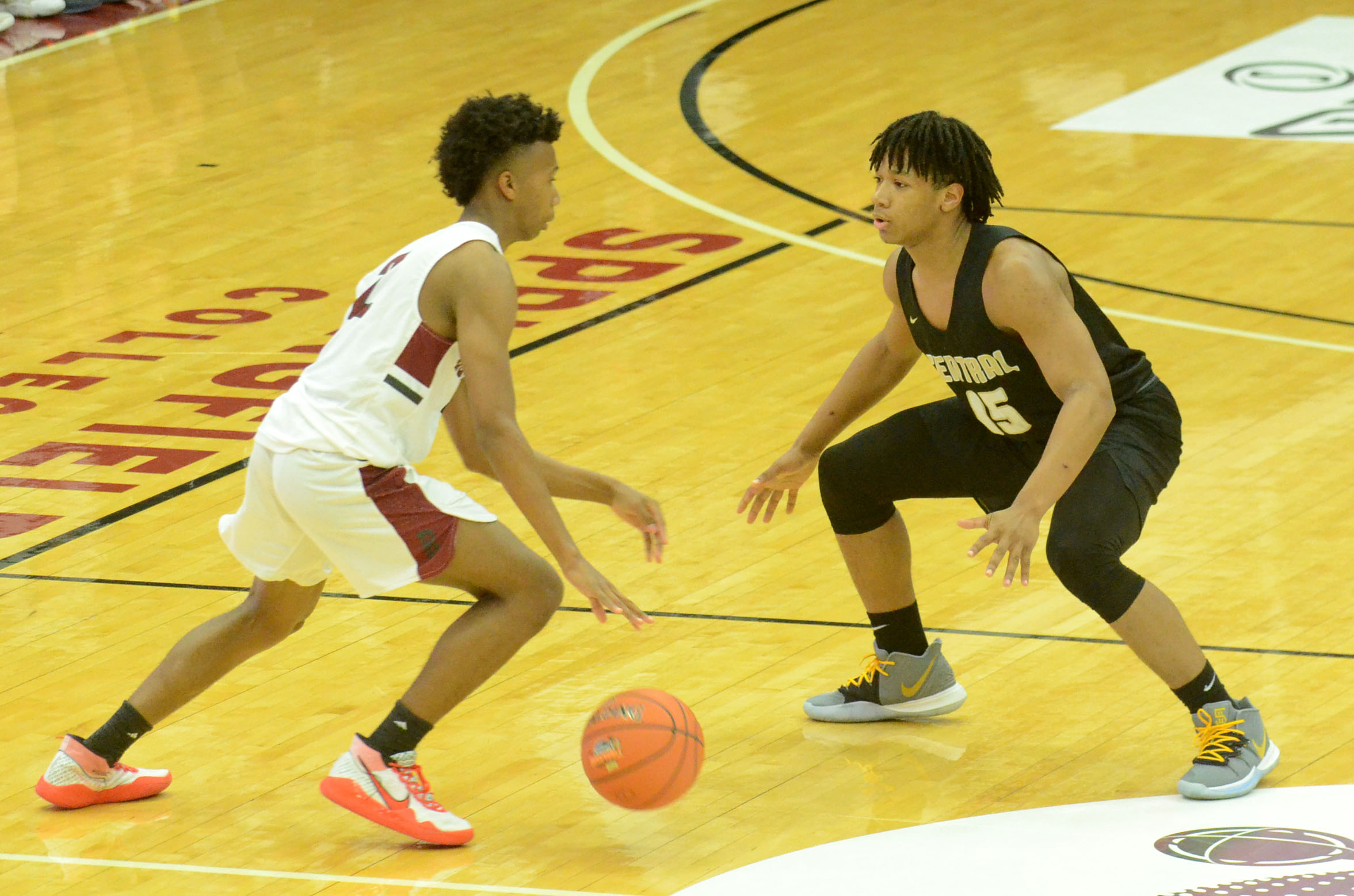 Central boys basketball defeats Sabis at Hoophall Classic - masslive.com
