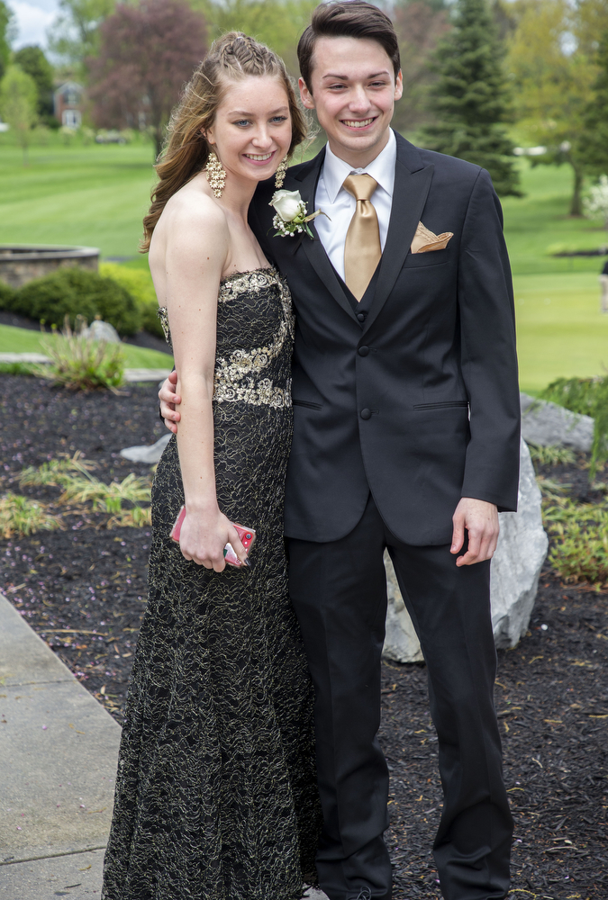 Trinity High School 2019 Prom at West Shore Country Club - pennlive.com
