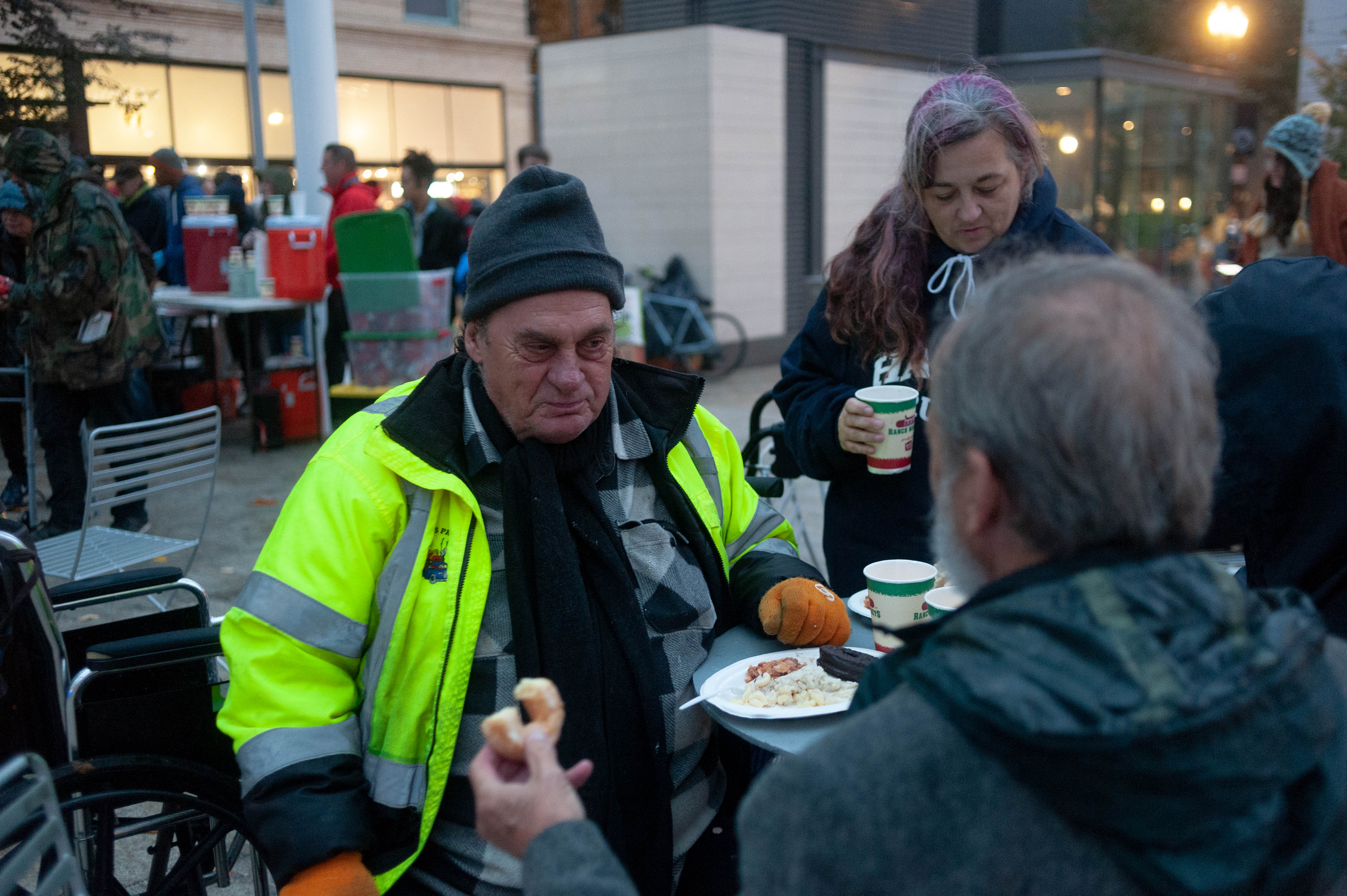 Free Hot Soup serves in Director Park - oregonlive.com