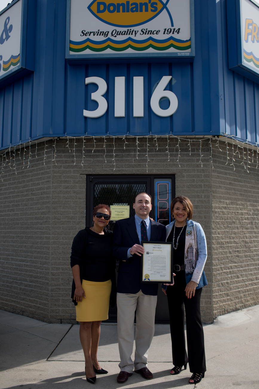 Flint seafood business celebrates 105 years - mlive.com