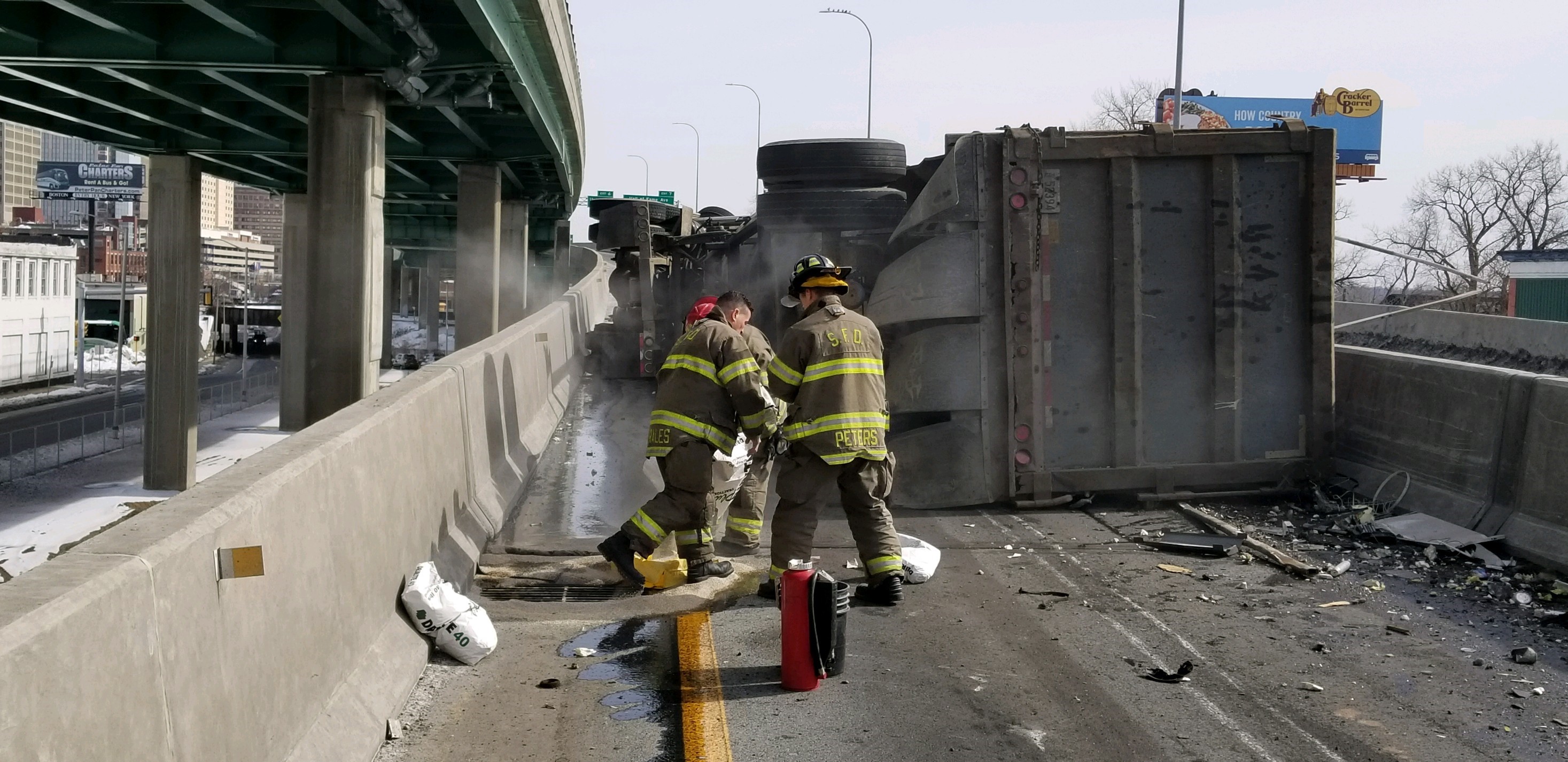 I91 rollover shuts down highway - masslive.com