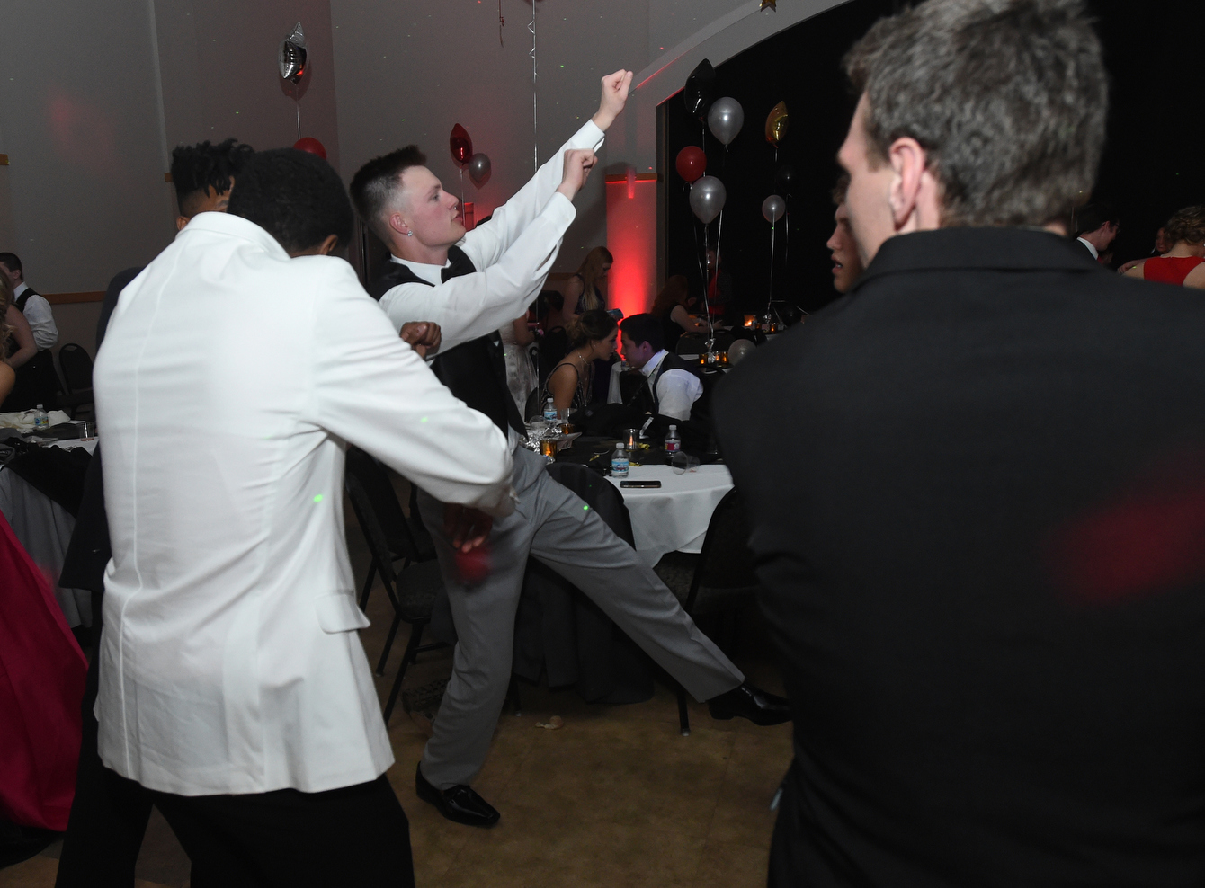 Vandercook Lake High School prom 2018 - mlive.com