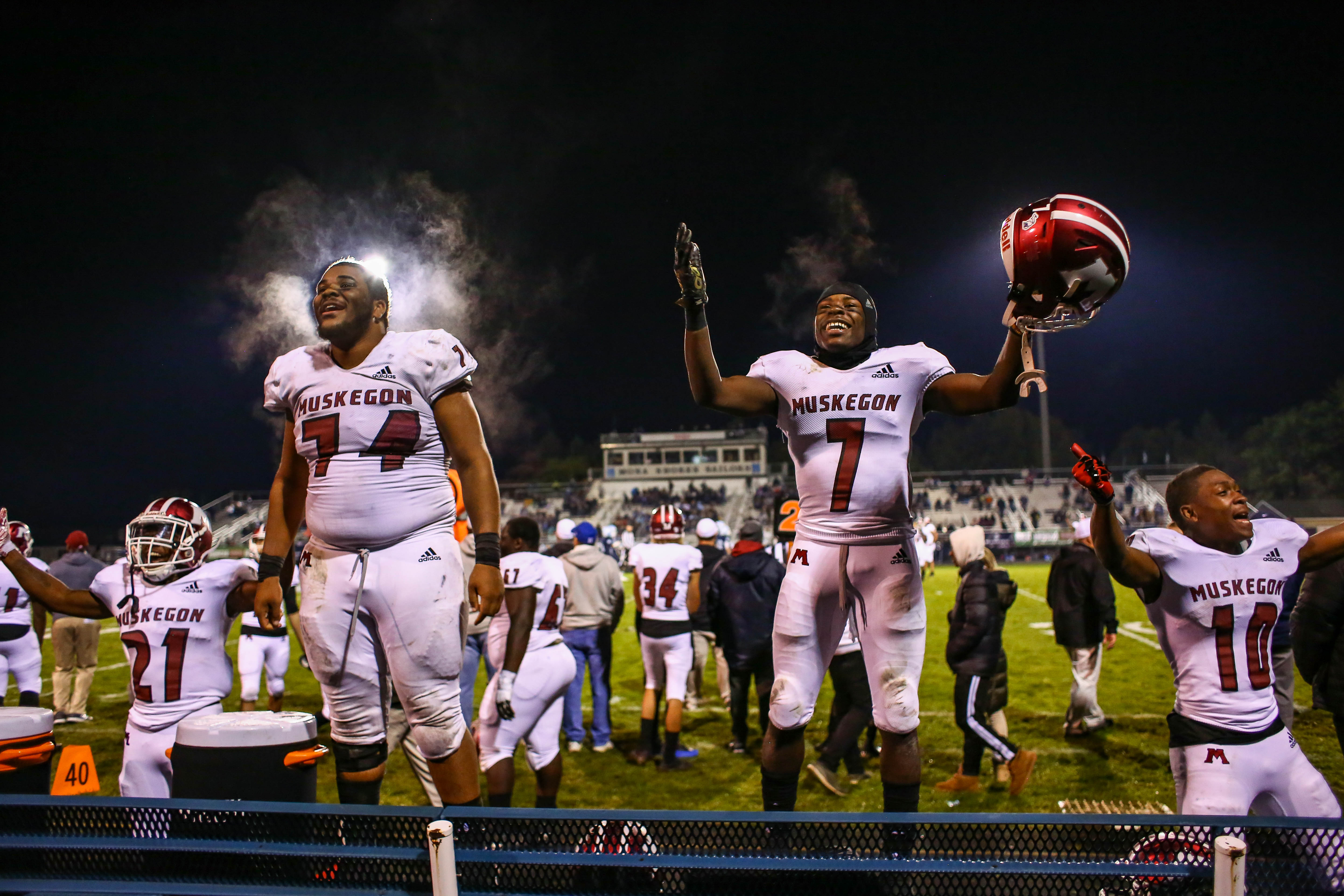 Muskegon at Mona Shores football - mlive.com