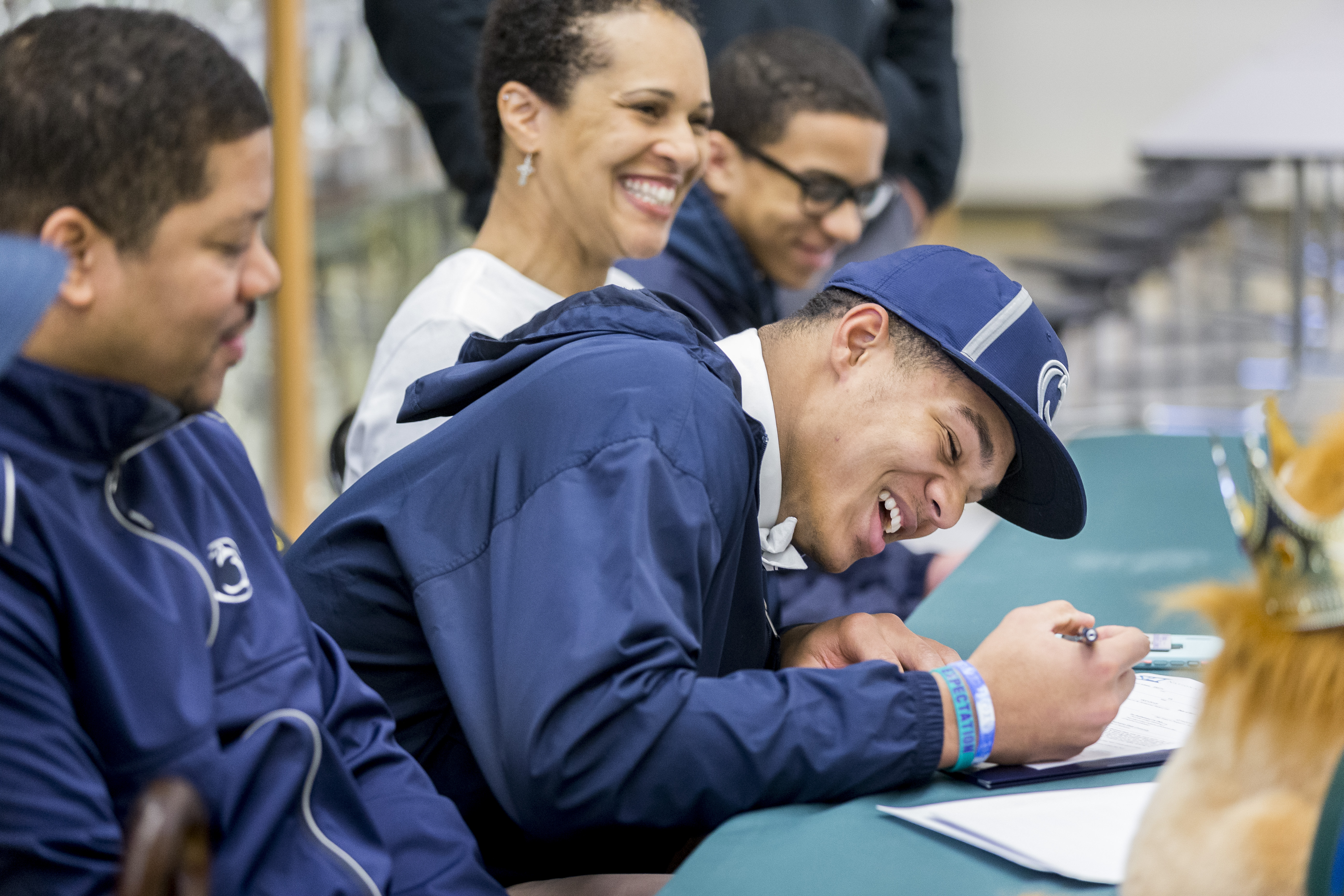 5-star Brandon Smith signs letter of intent to play for Penn State ...