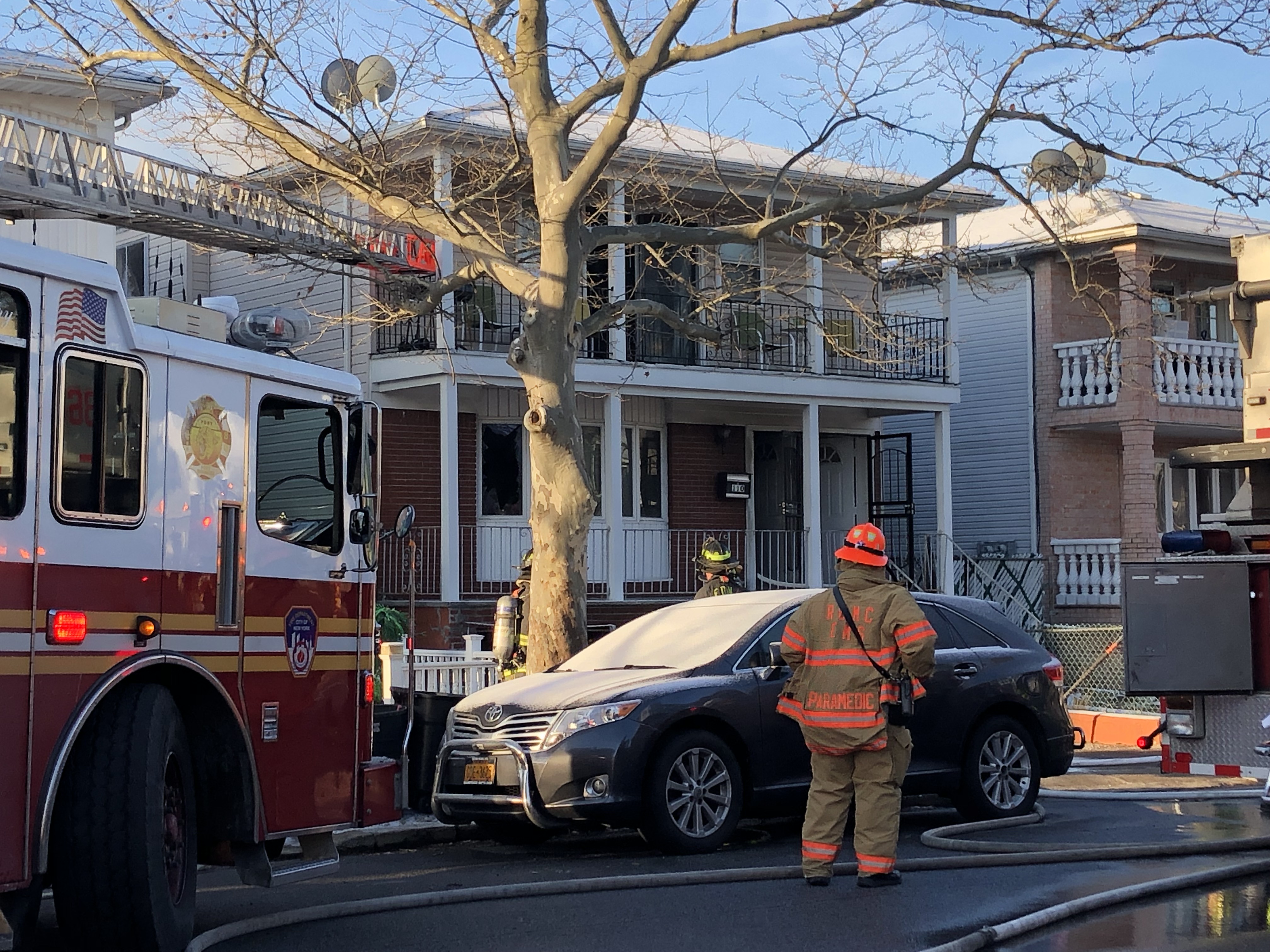 FDNY fights fire in Mariners Harbor - silive.com
