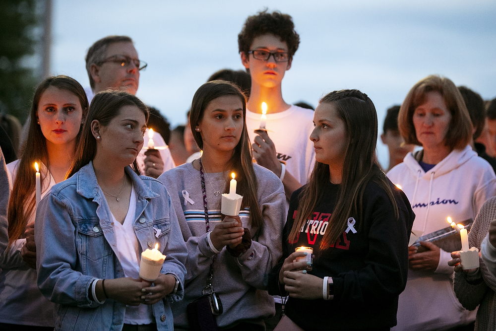 Hundreds mourn Alexis “Lexi” Faye at vigil in Newton - nj.com