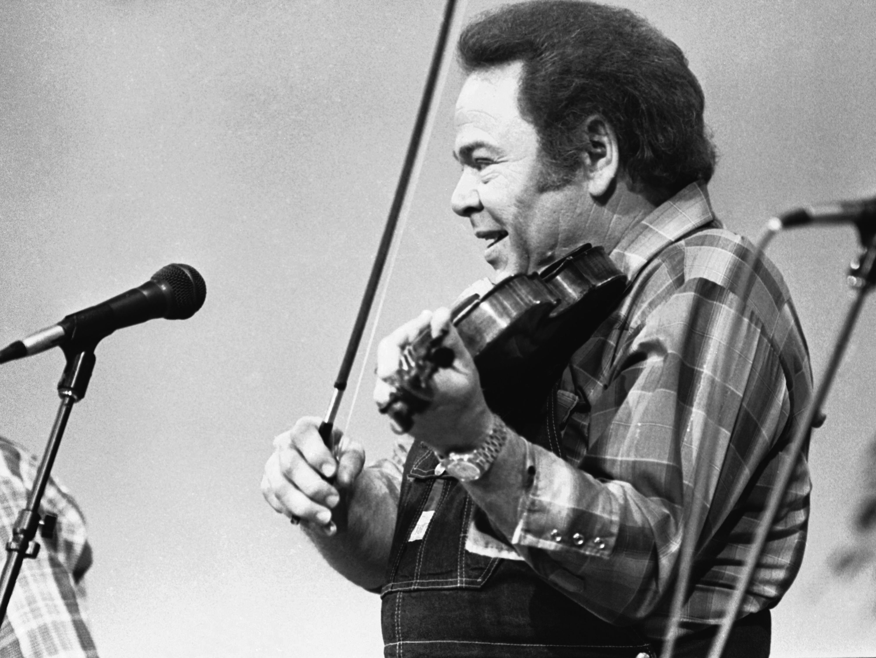 Roy Clark, country guitar virtuoso and 'Hee Haw' star - pennlive.com