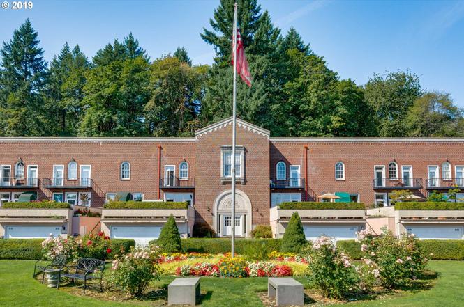 1920s Linnton School loft for sale - oregonlive.com