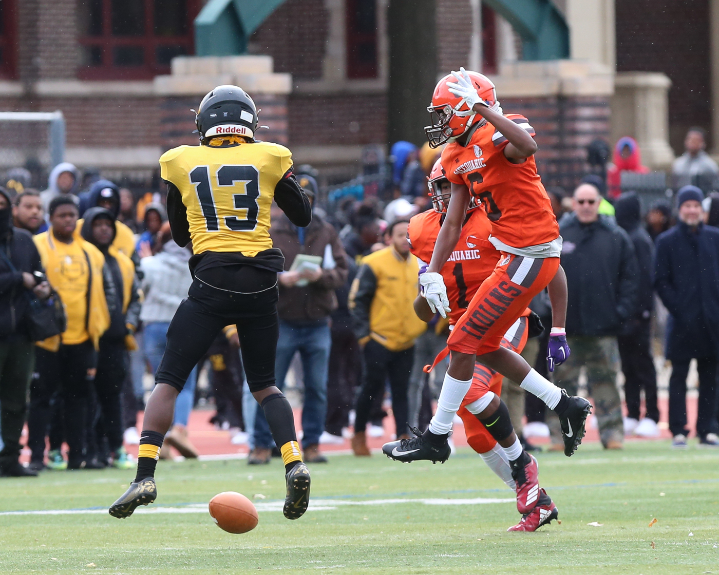 Football: Weequahic defeats Shabazz 14-0 in annual Thanksgiving game ...