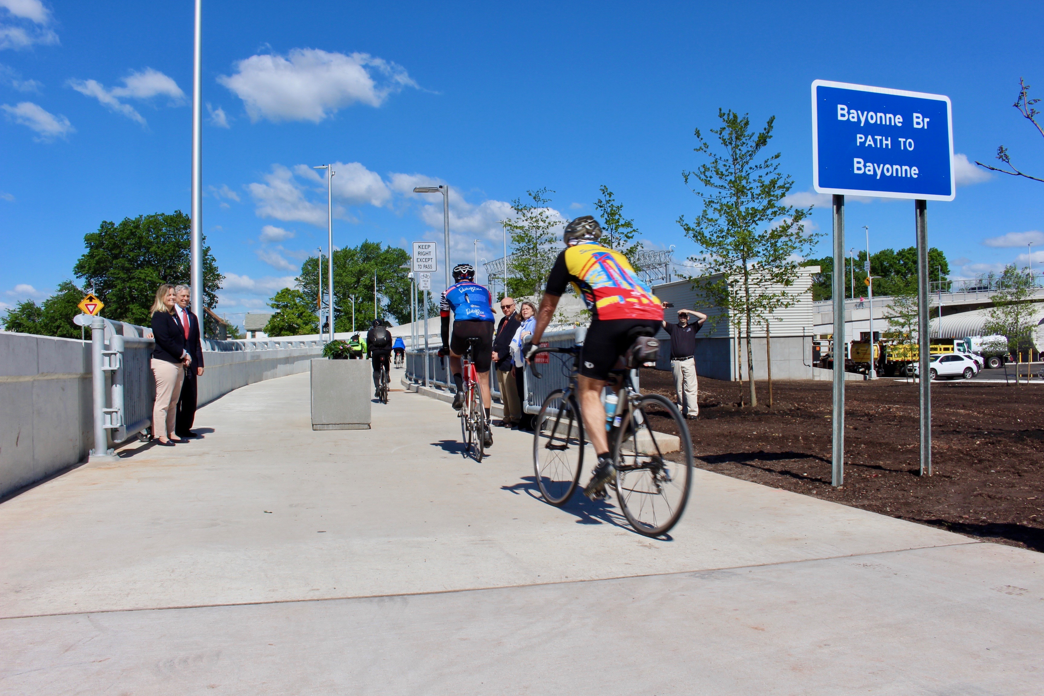 Shared use path for bicyclists, pedestrians open on Bayonne Bridge ...