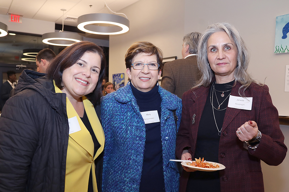 Seen@ The Valley Venture Mentors Community Night & Holiday Party ...