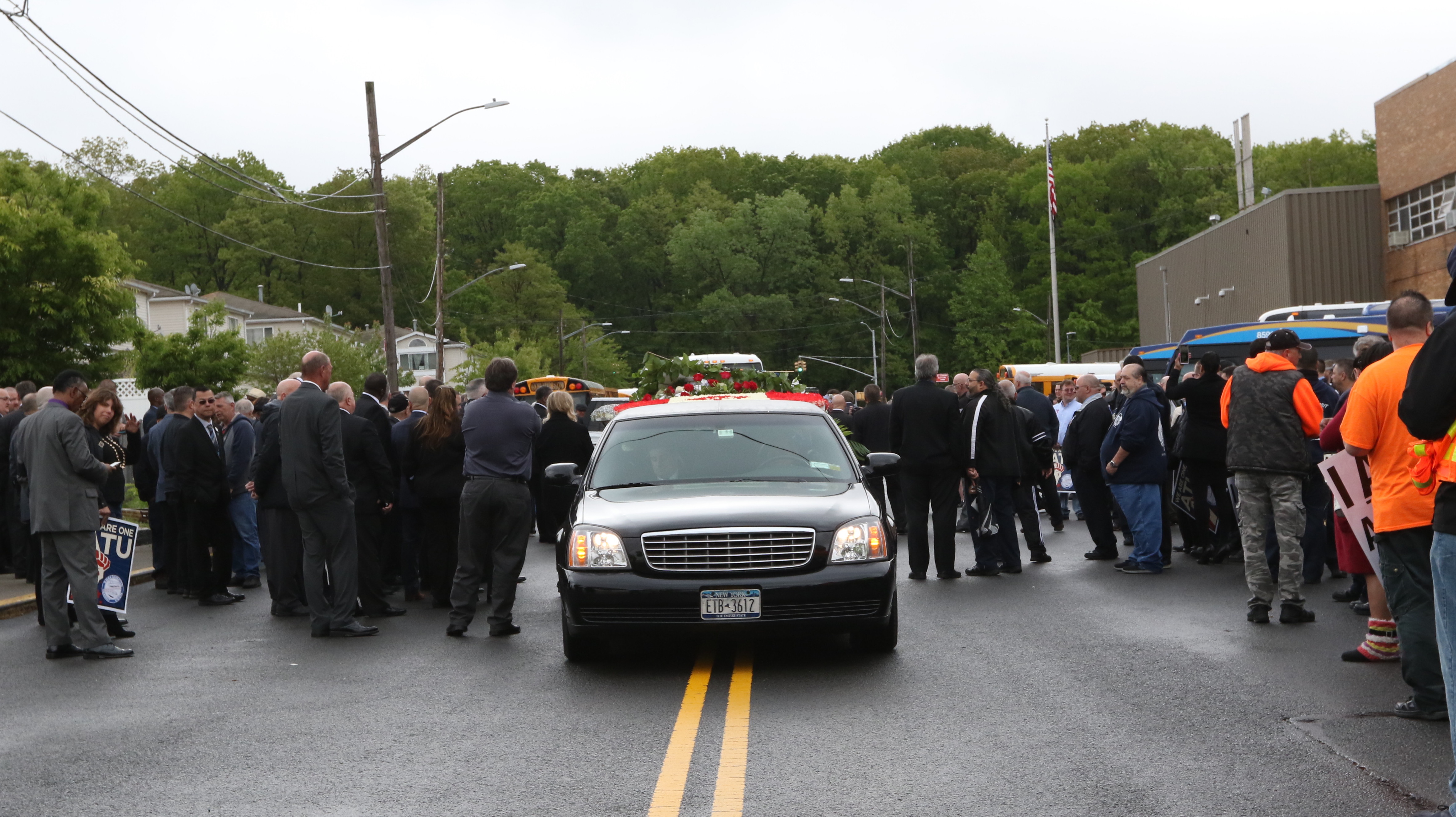 Larry Hanley ATU president honored by union, laid to rest - silive.com