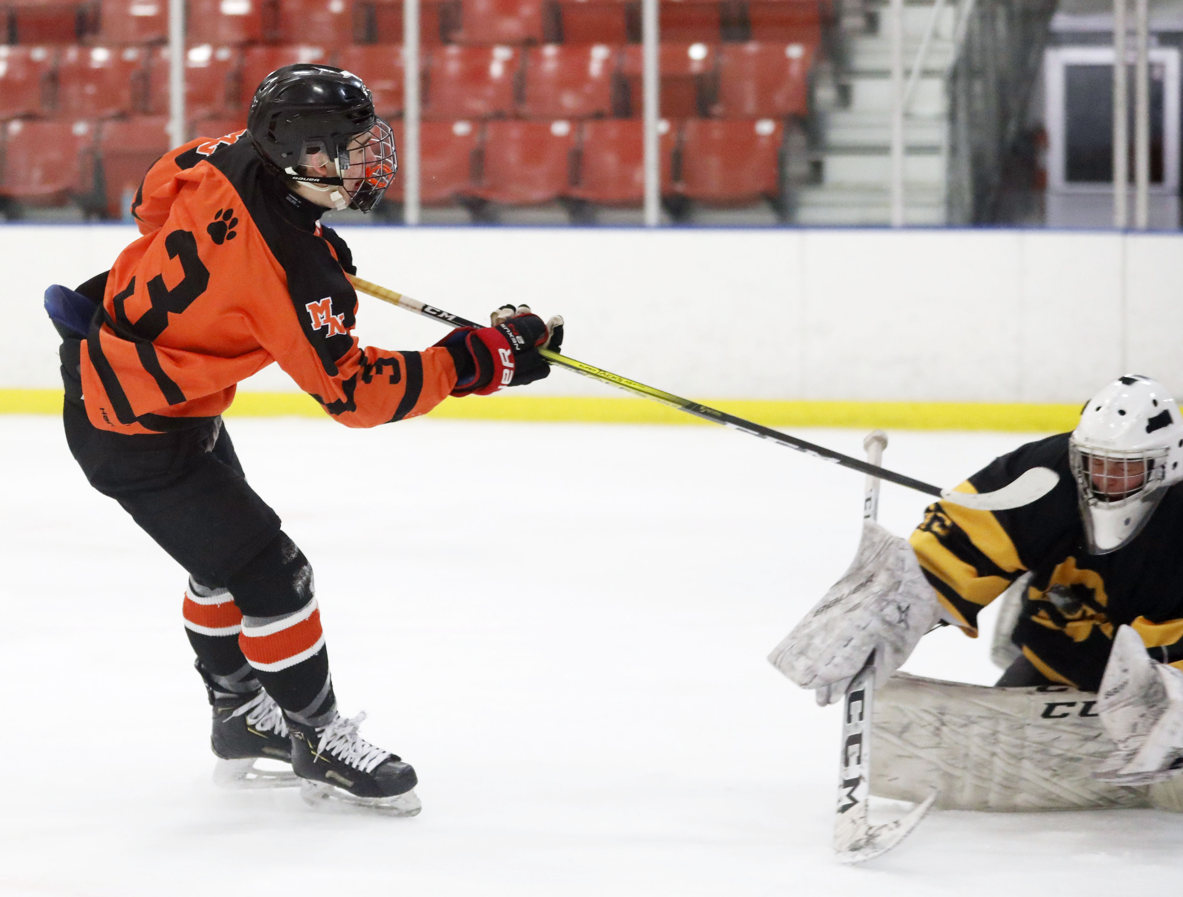 Boys Ice Hockey: Middletown North defeats Southern 4-3 - nj.com