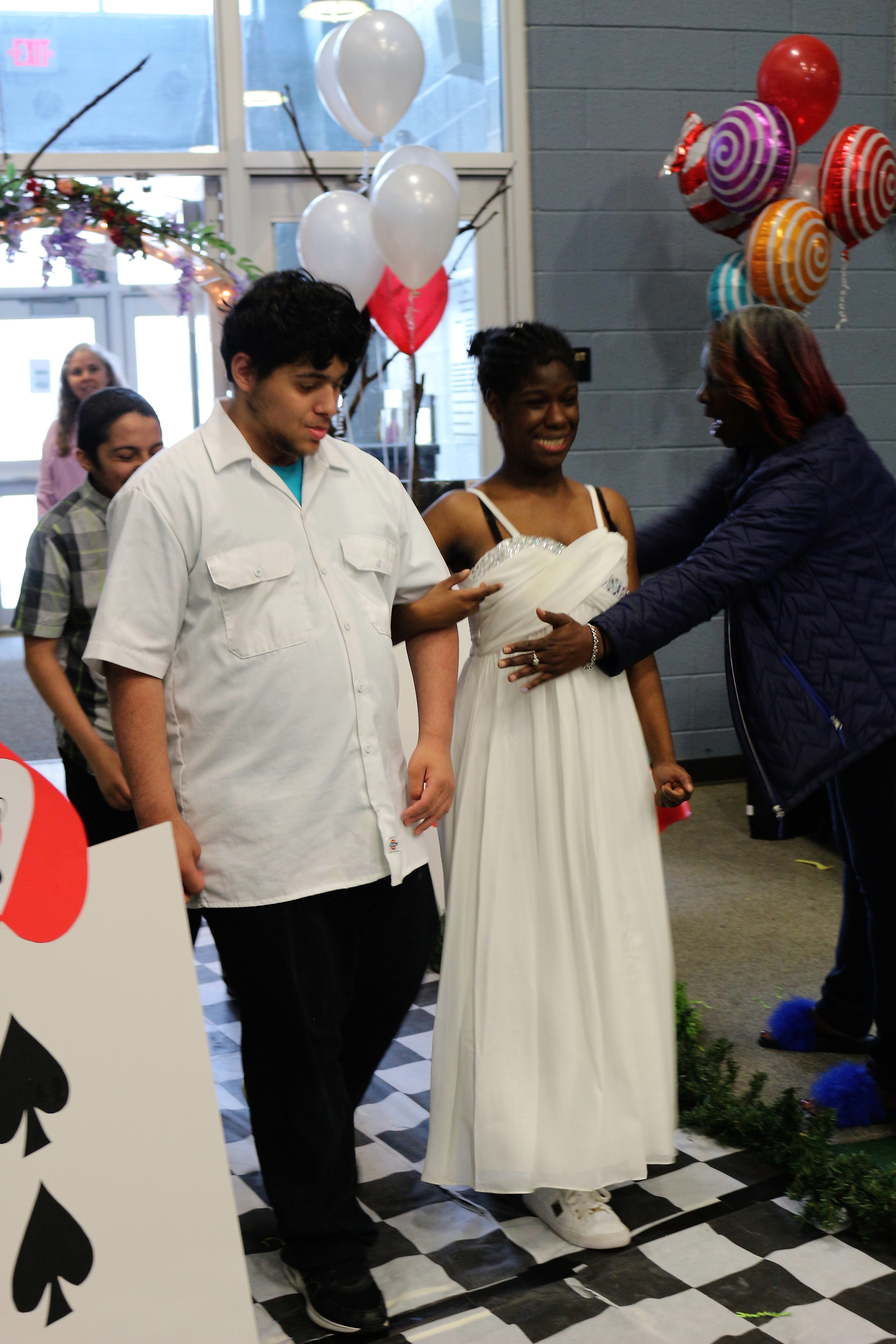 Harrisburg School District's 2019 Low Incidence prom - pennlive.com