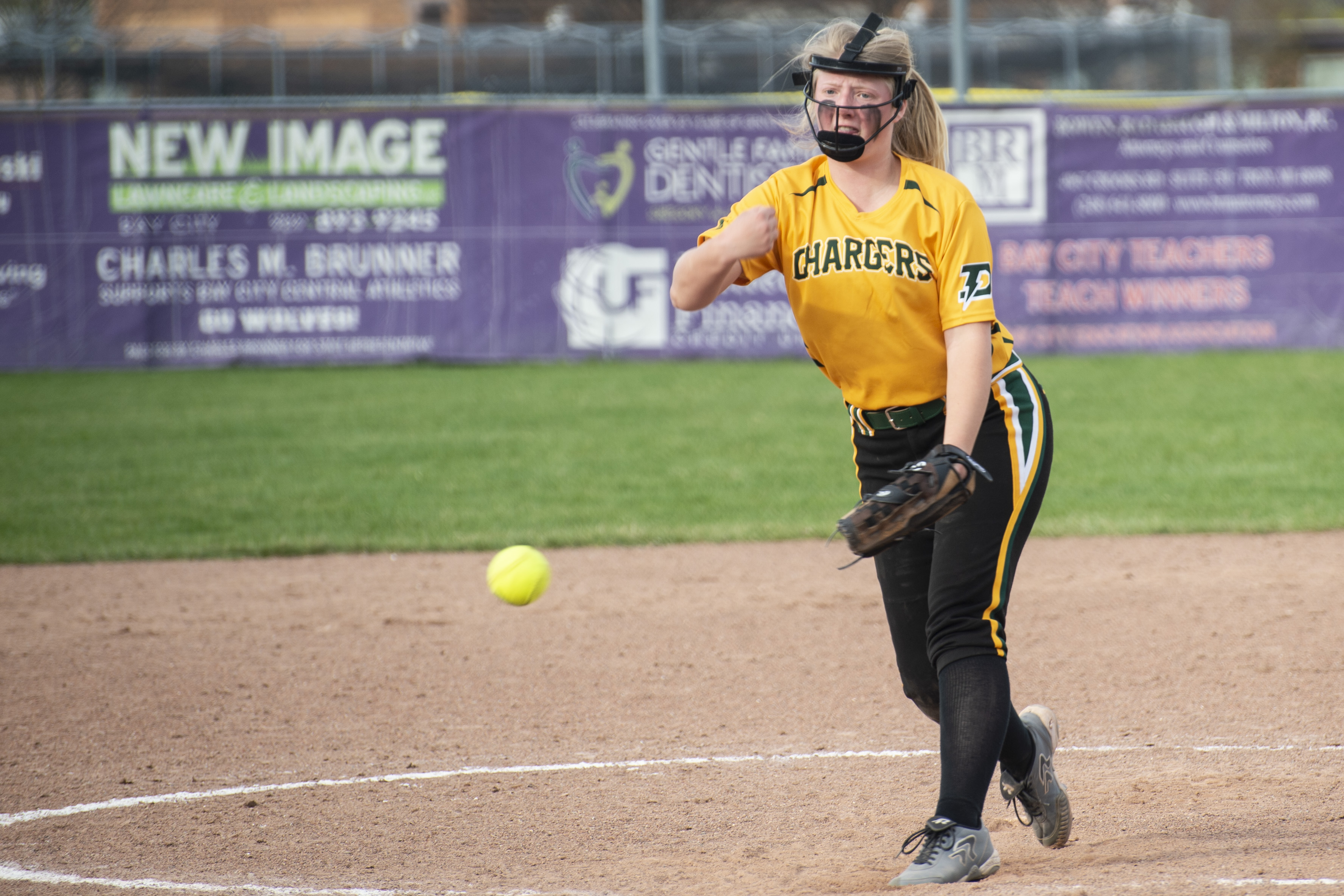 Bay City Central hosts Midland Dow in softball doubleheader - mlive.com