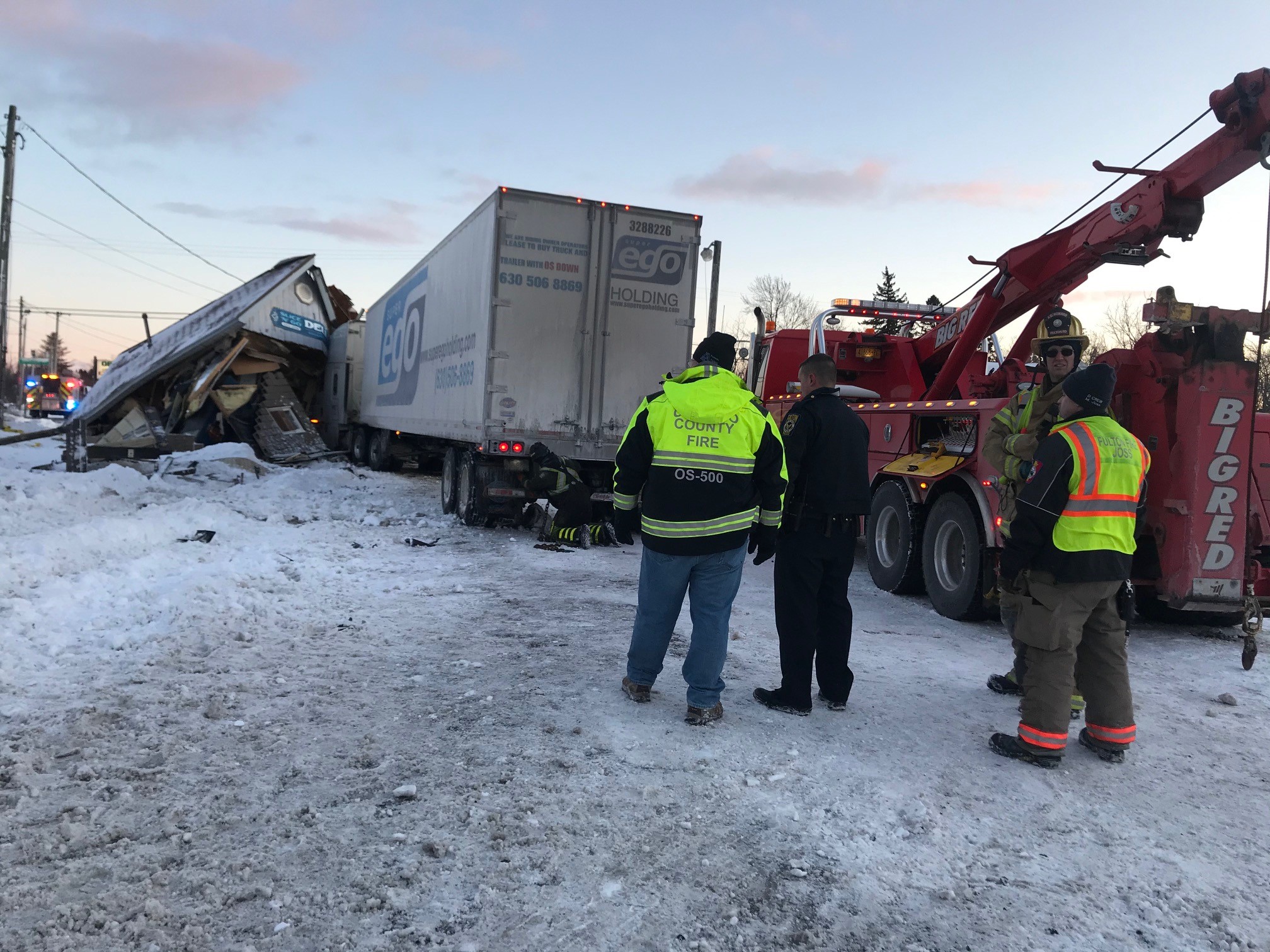 Tractor-trailer crashes into Fulton deli, destroys building - syracuse.com