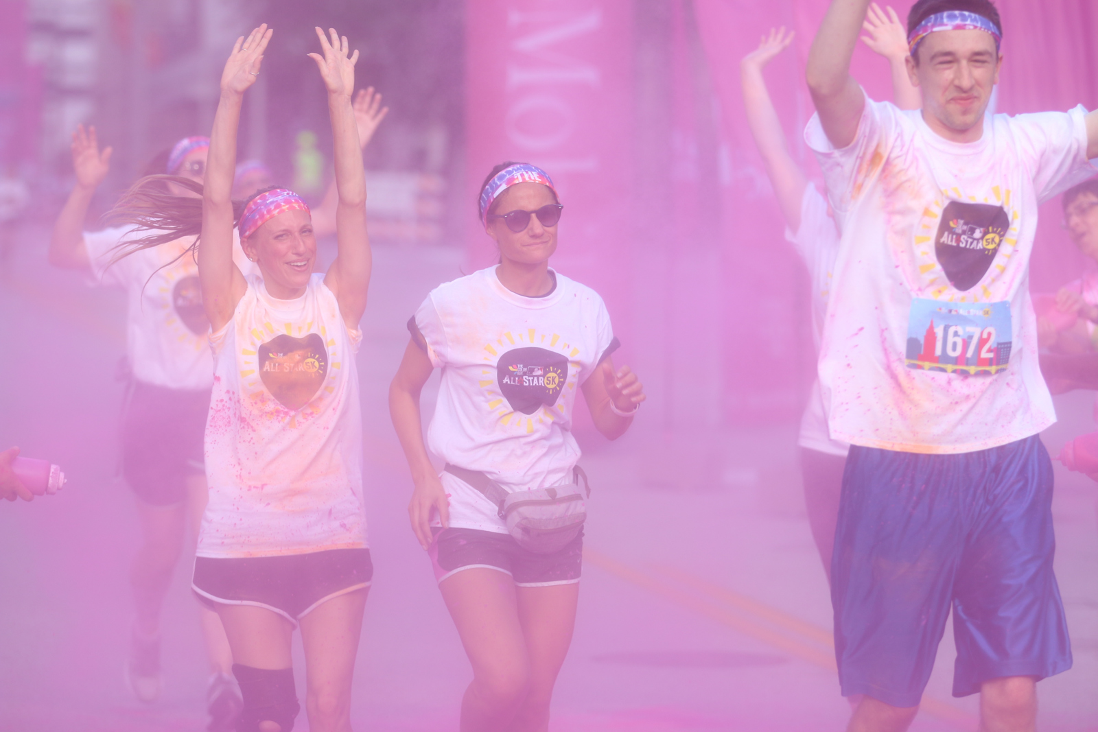 Color Run All-Star 5K runners take on colorful new look during the race ...