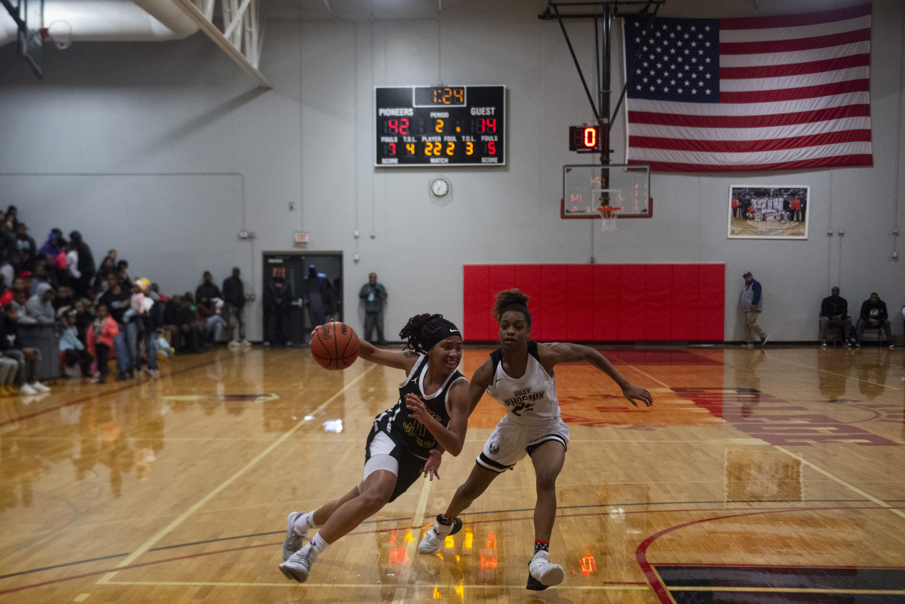 Wayne Memorial vs. Detroit Renaissance girls basketball - mlive.com