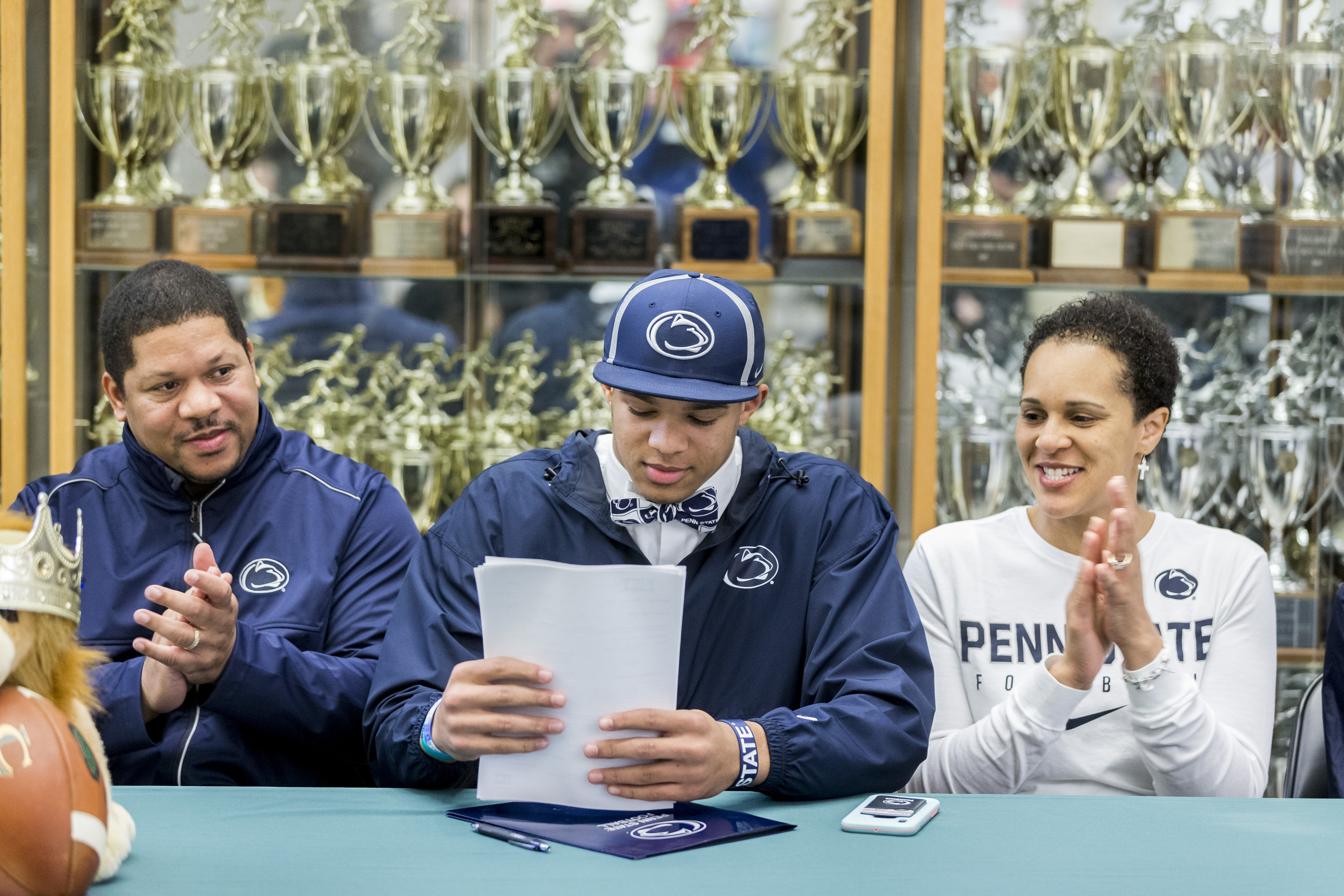 5-star Brandon Smith signs letter of intent to play for Penn State ...